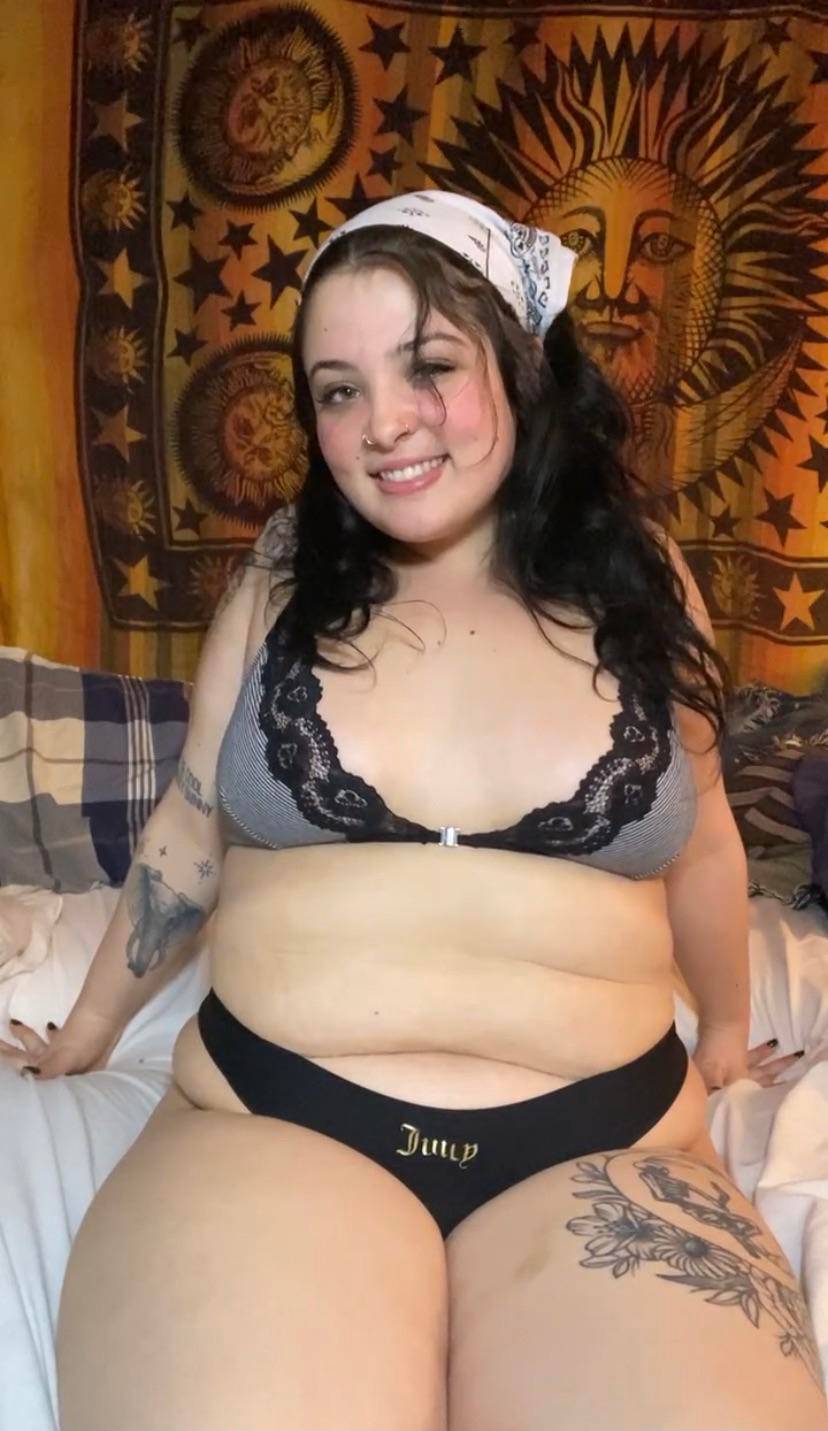 cum join me in bed? | Scrolller