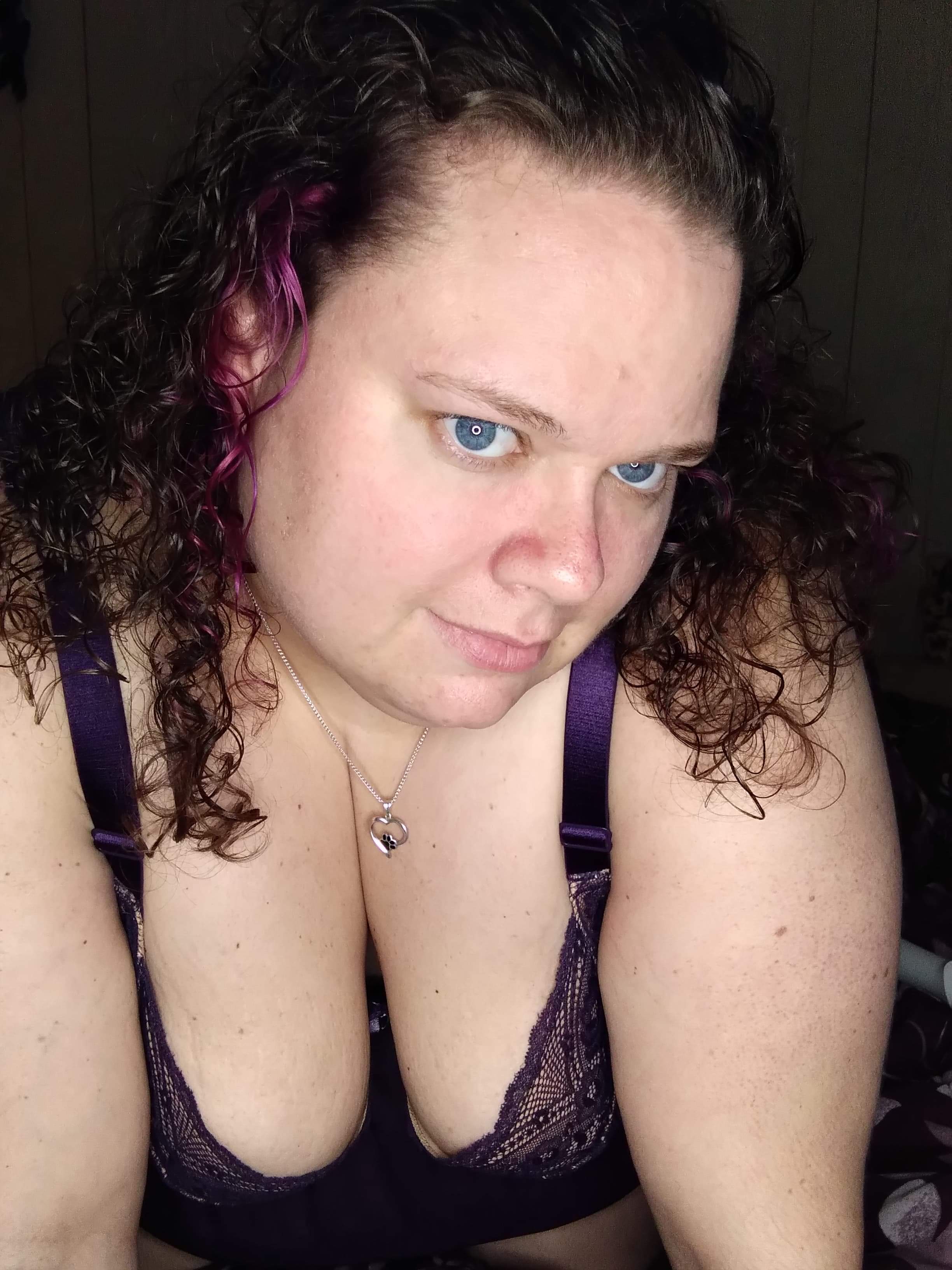 Cum Play free profile with some pay walls customs offered Extremely kink and Fetish friendly ...