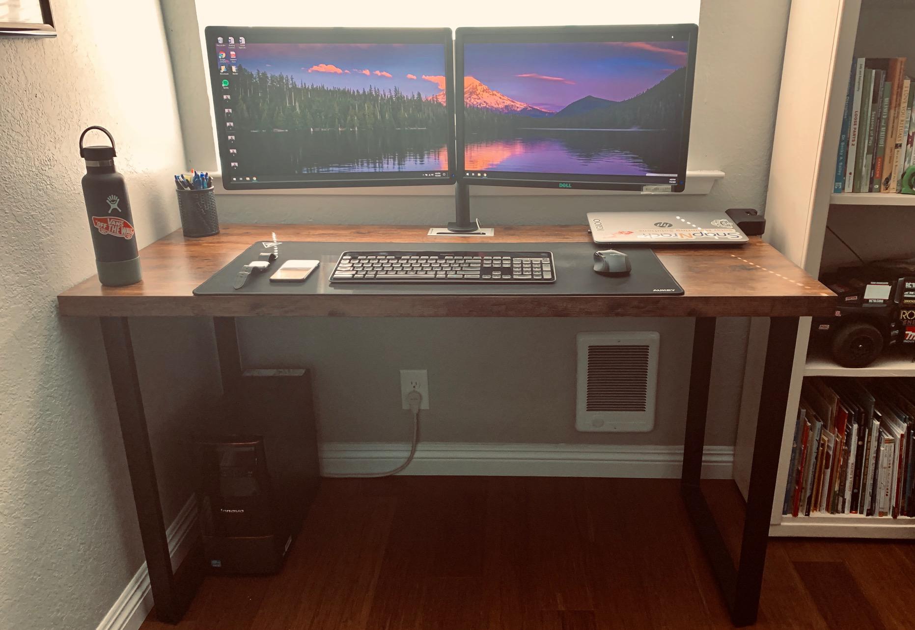 Current WFH setup | Scrolller