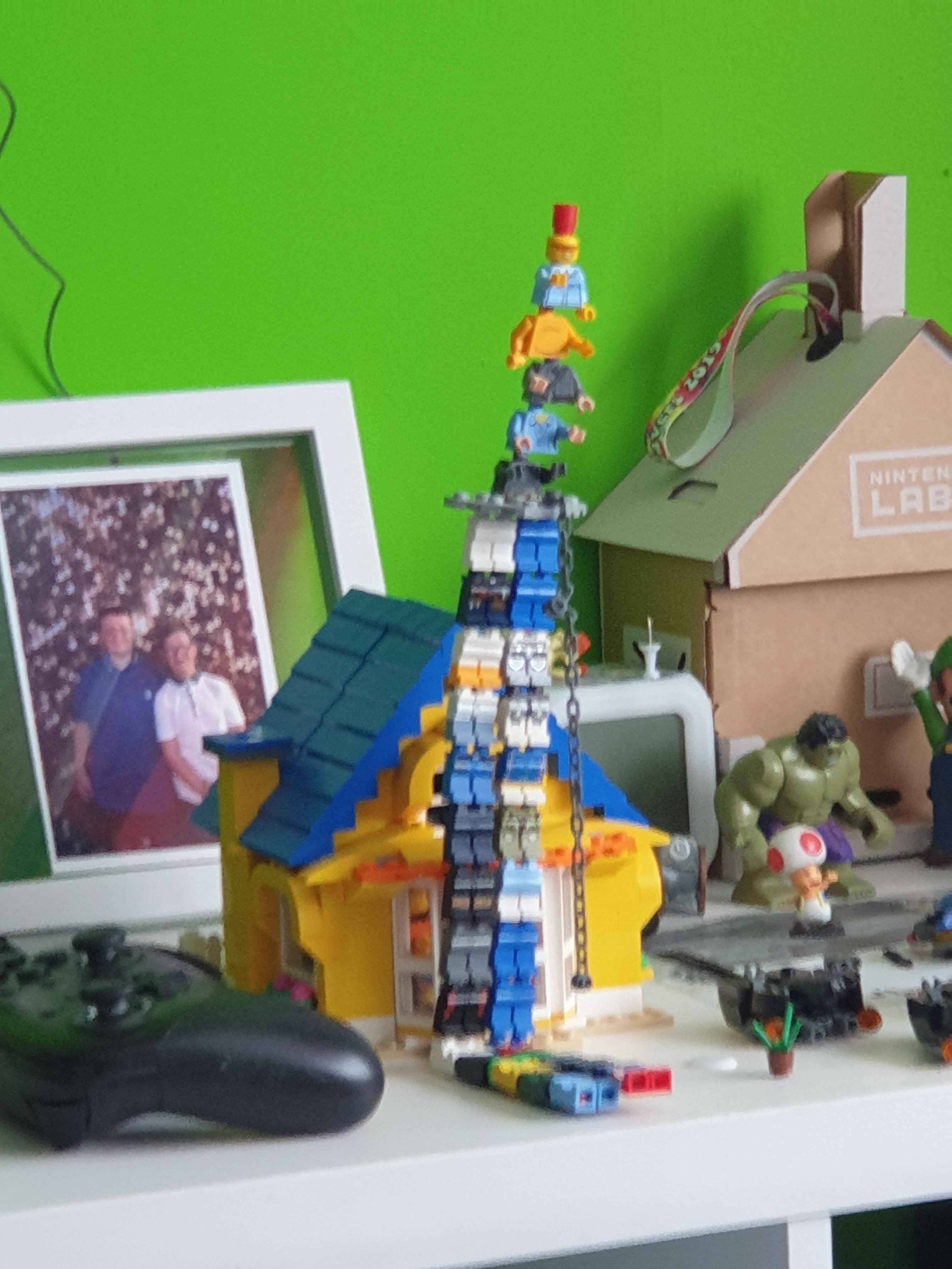 Cursed lego man | Scrolller