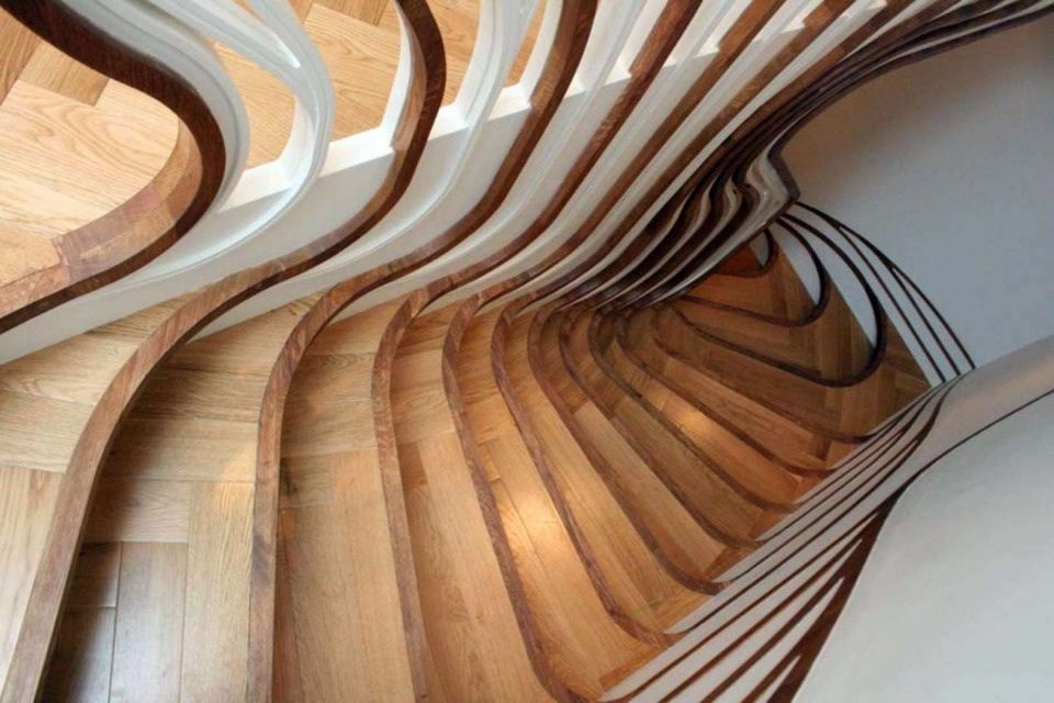Curved stairs | Scrolller