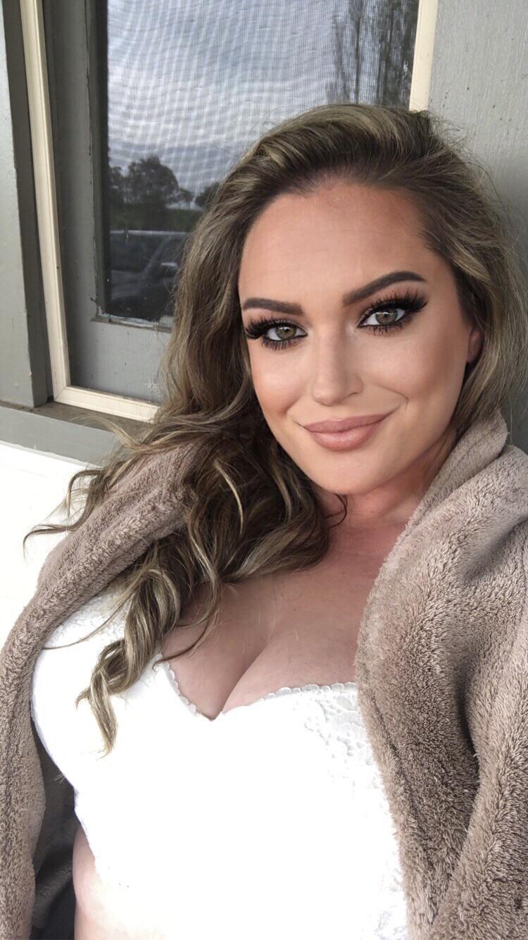 Am I breeding material? ️ | Scrolller