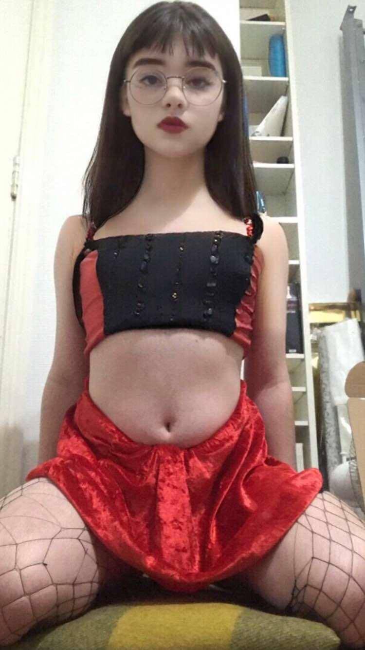 Cute!? 😳 | Scrolller