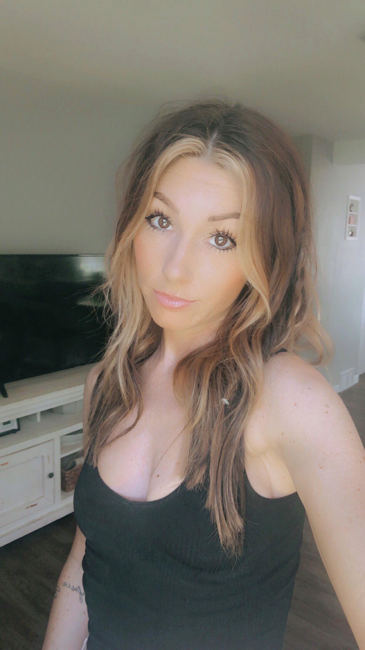 Cute enough to cum on | Scrolller