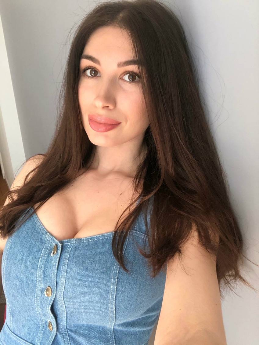 Cute selfie | Scrolller