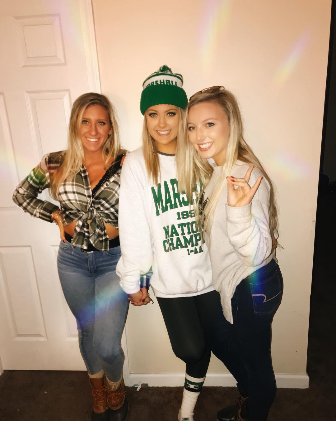 Cute Trio | Scrolller