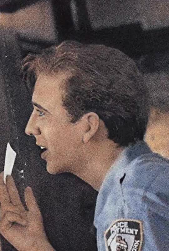 [cw: strobing] Nicolas Cage head turn using 63 posters [r/gifs by u/dunk3d] | Scrolller