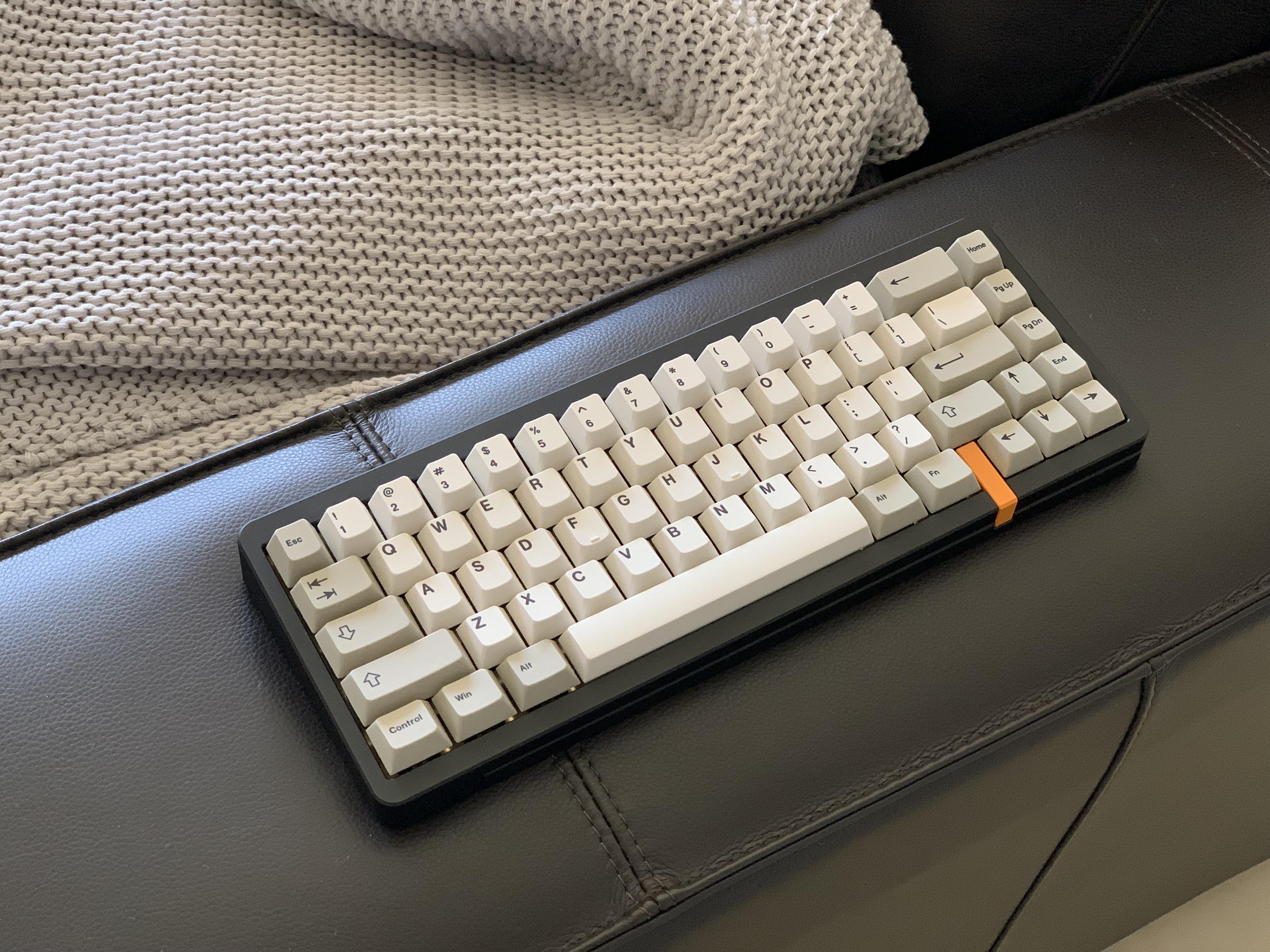 D65 | ePBT 9009 | Scrolller