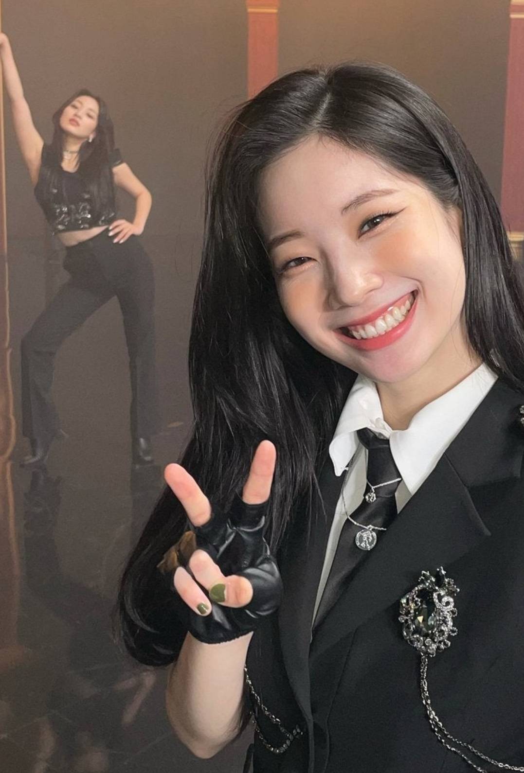 Dahyun (ft. Jihyo) - black glove, tie, suit jacket, white shirt | Scrolller
