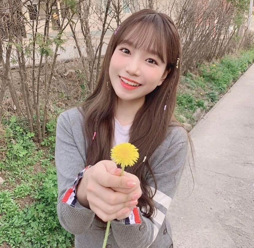 Daily Yuri #35 | Scrolller