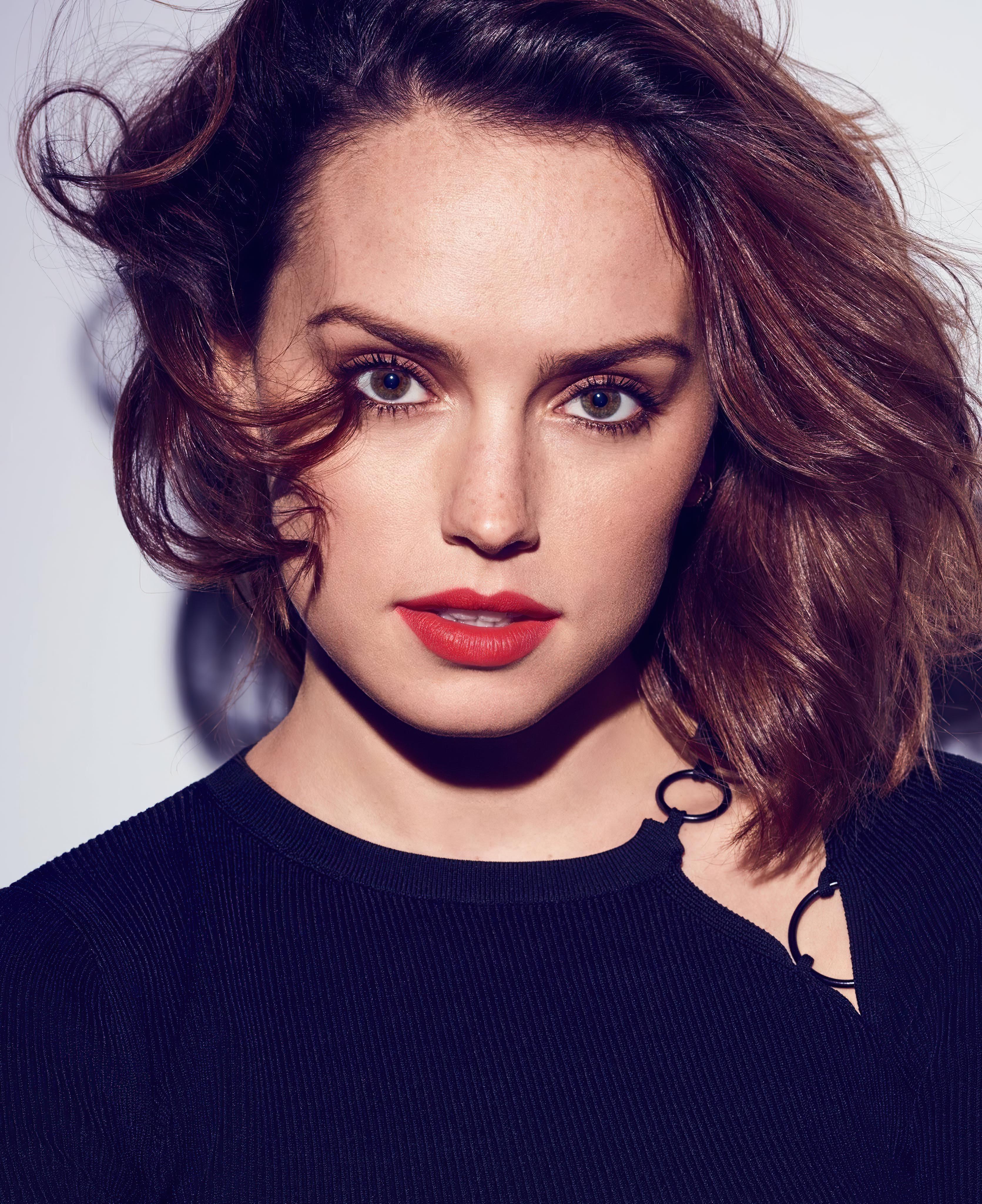 Daisy Ridley [3342 x 4096] | Scrolller