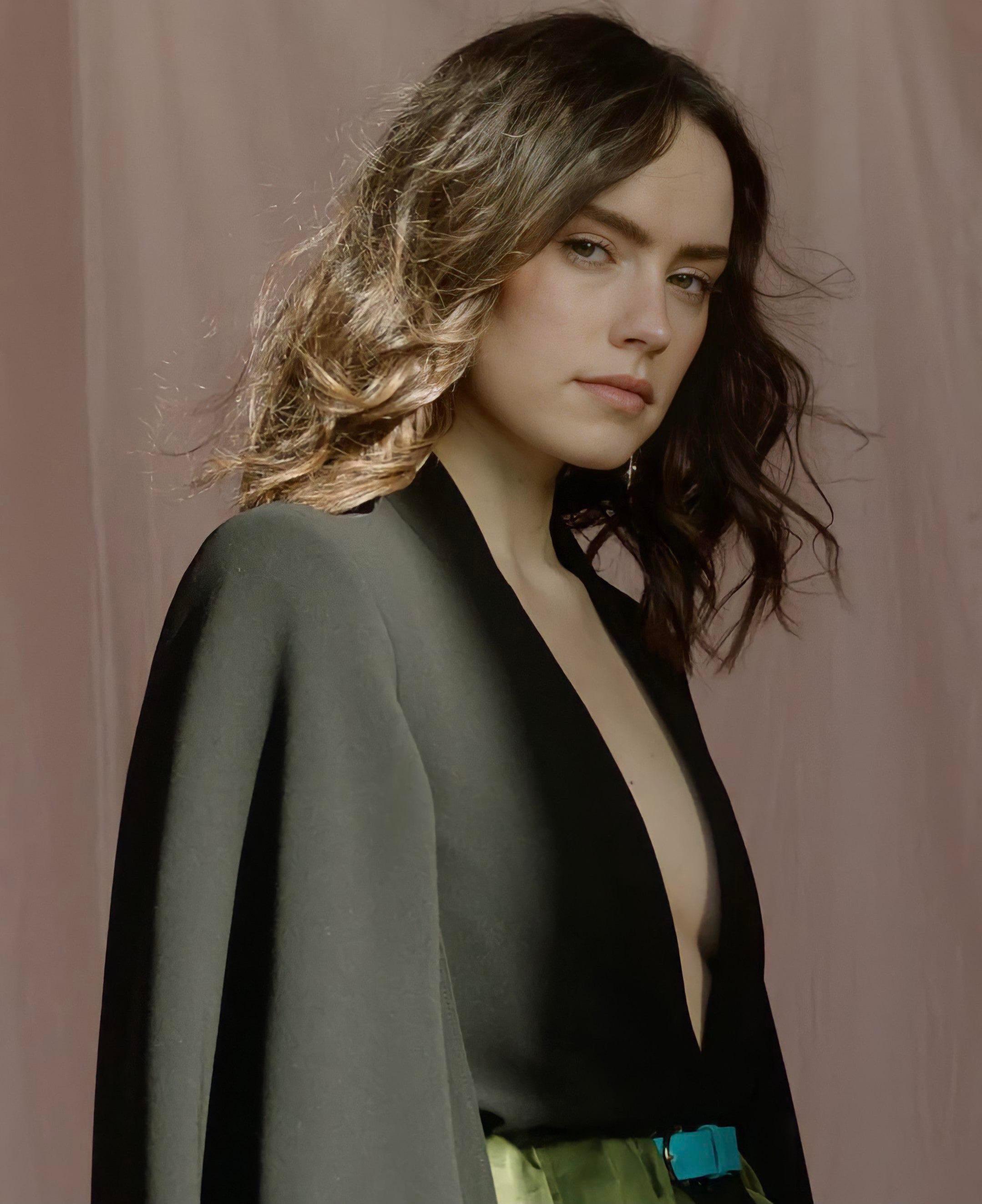 Help Me Cum To Daisy Ridley Scrolller