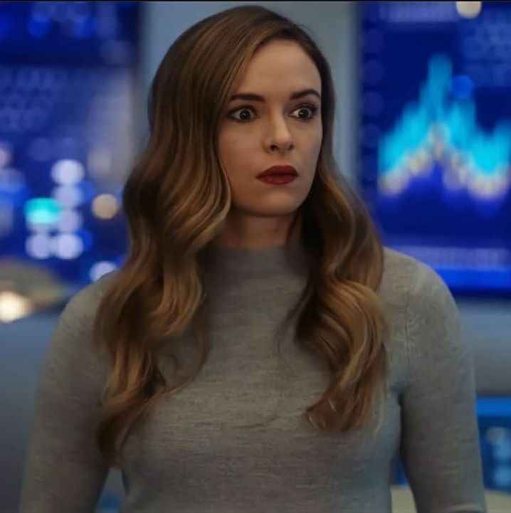 Danielle looking good | Scrolller