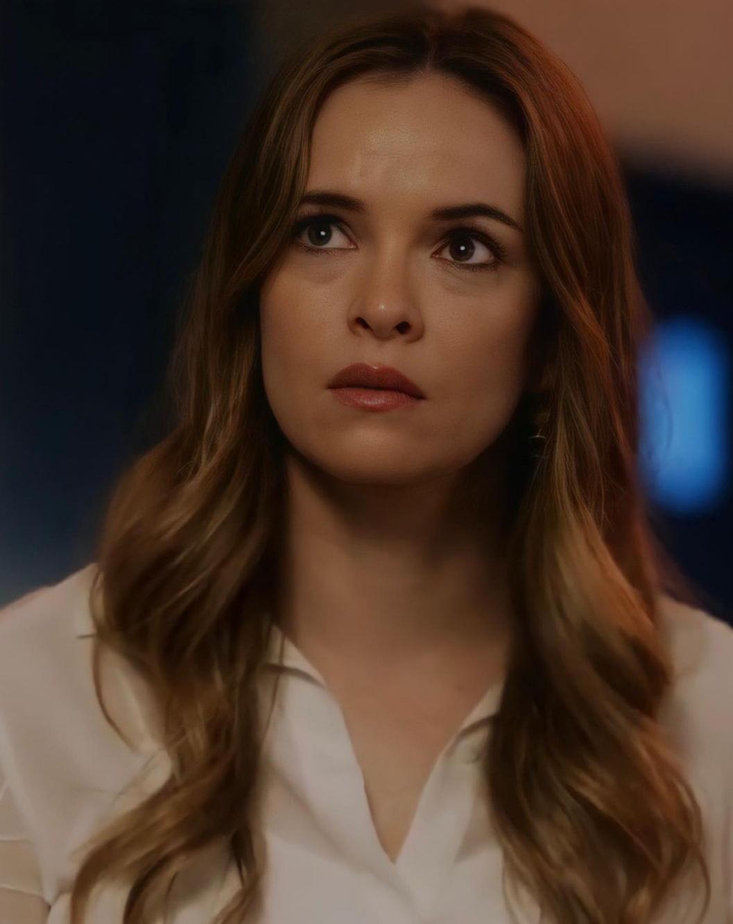 Danielle Panabaker and her cum dumpster face | Scrolller