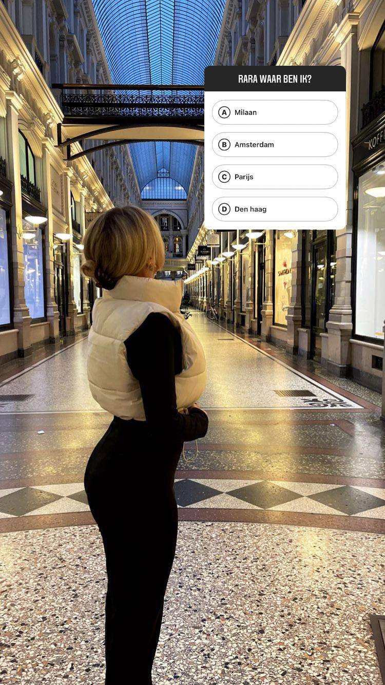 Daphne MH | Scrolller