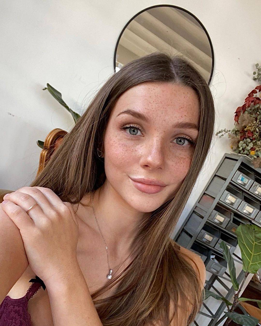 Darleen Josephine [irtr] | Scrolller