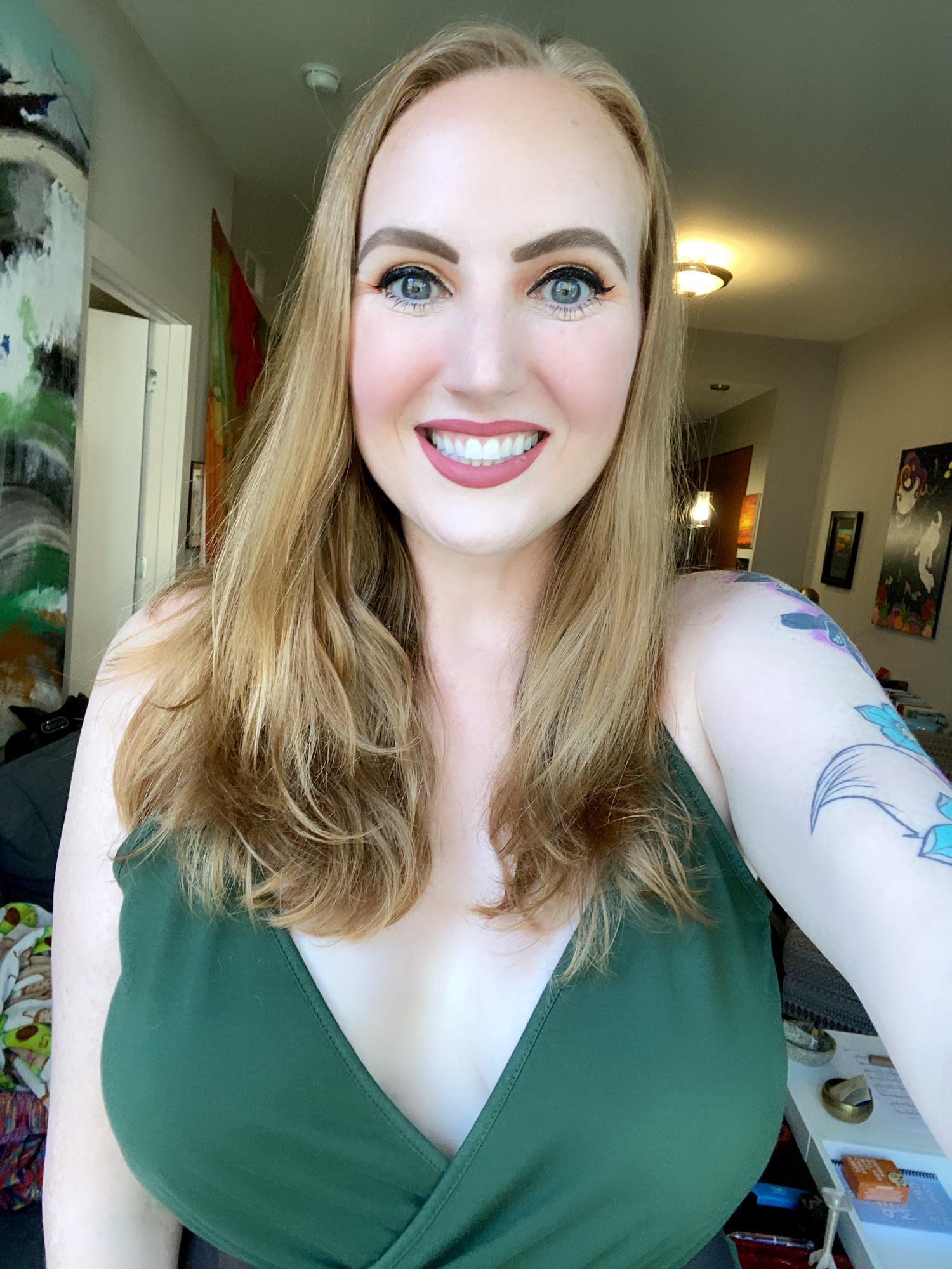 Date Night Selfie 🤳🏻 40f Scrolller