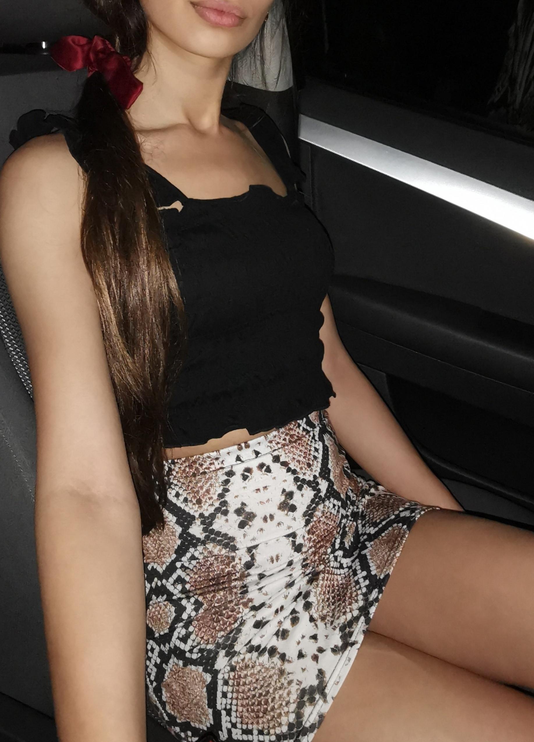 Date night selfie... | Scrolller