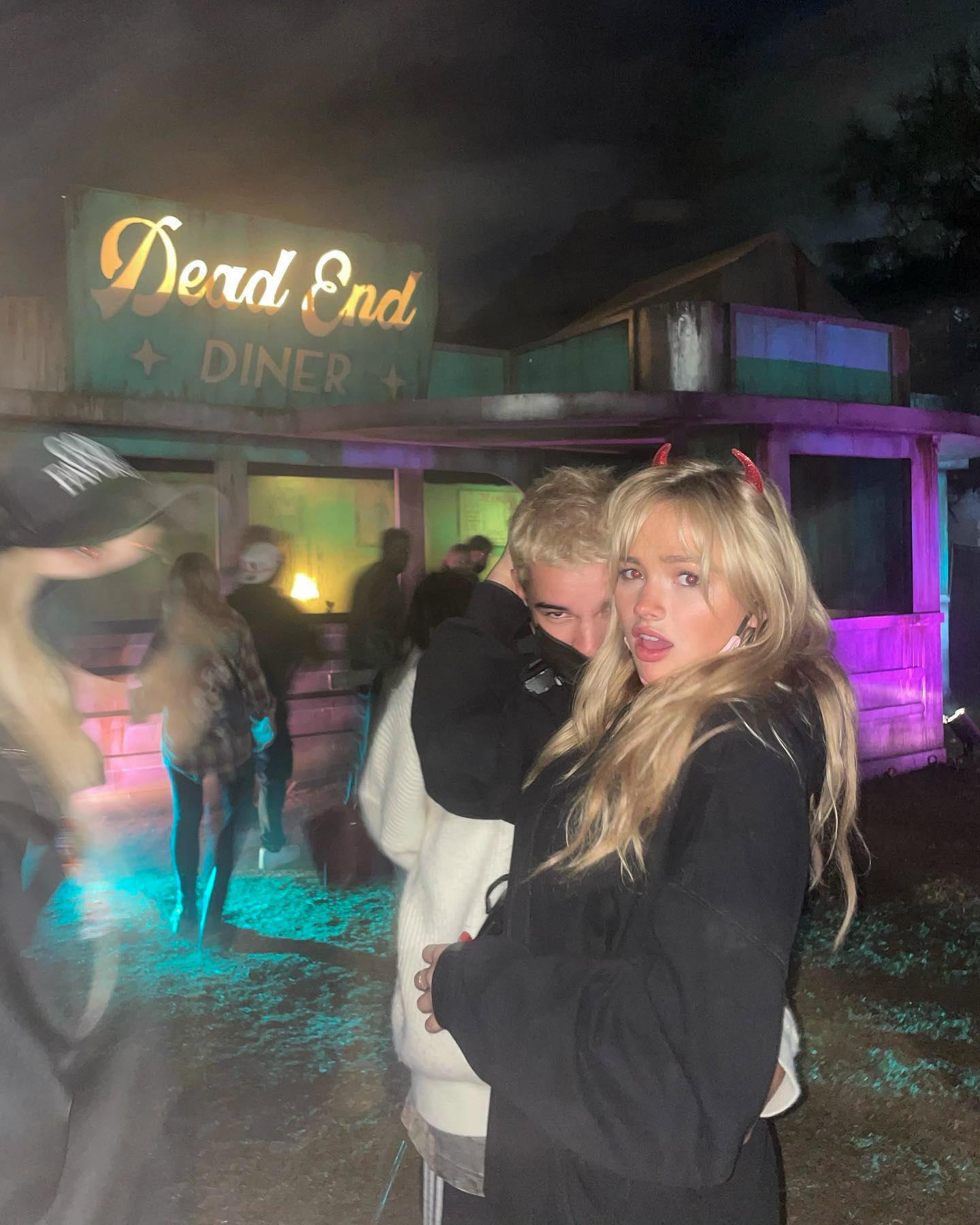 Dead end | Scrolller