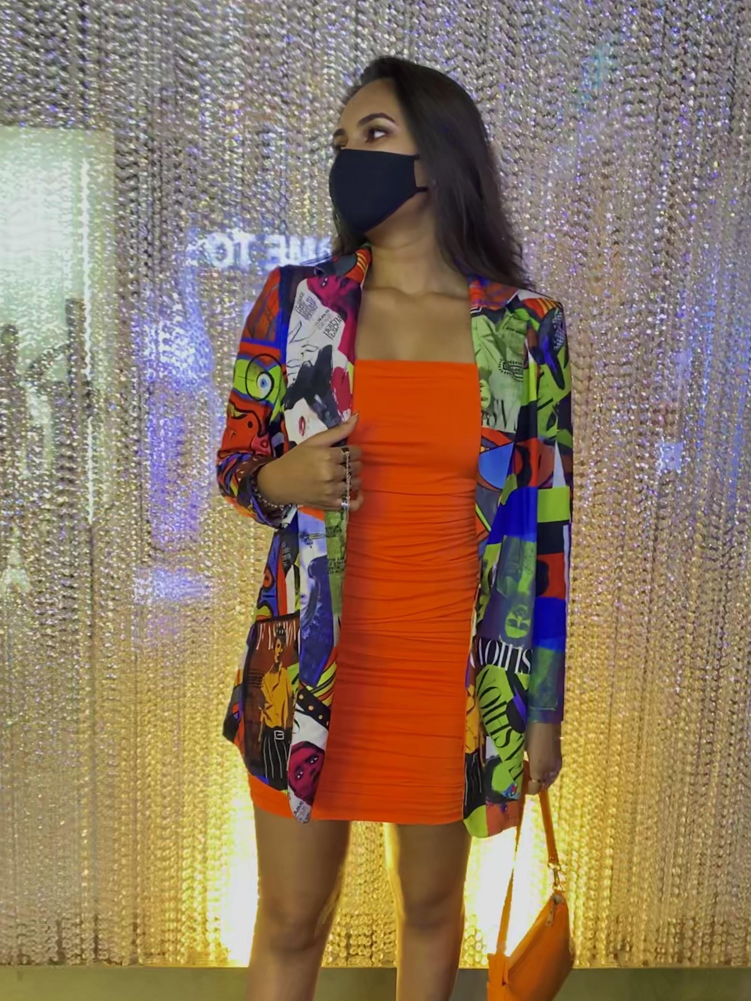 Decked out in neon for the sea aquarium today! | Scrolller