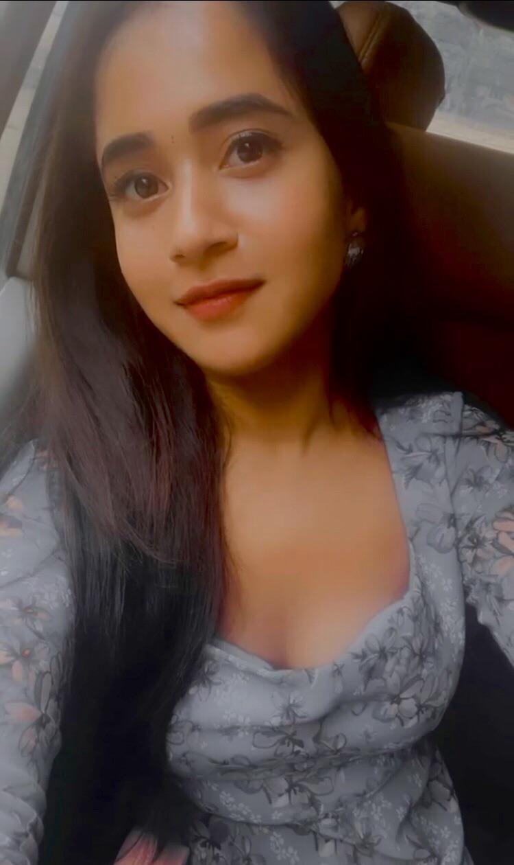 DEEPthi Sunaina | Scrolller