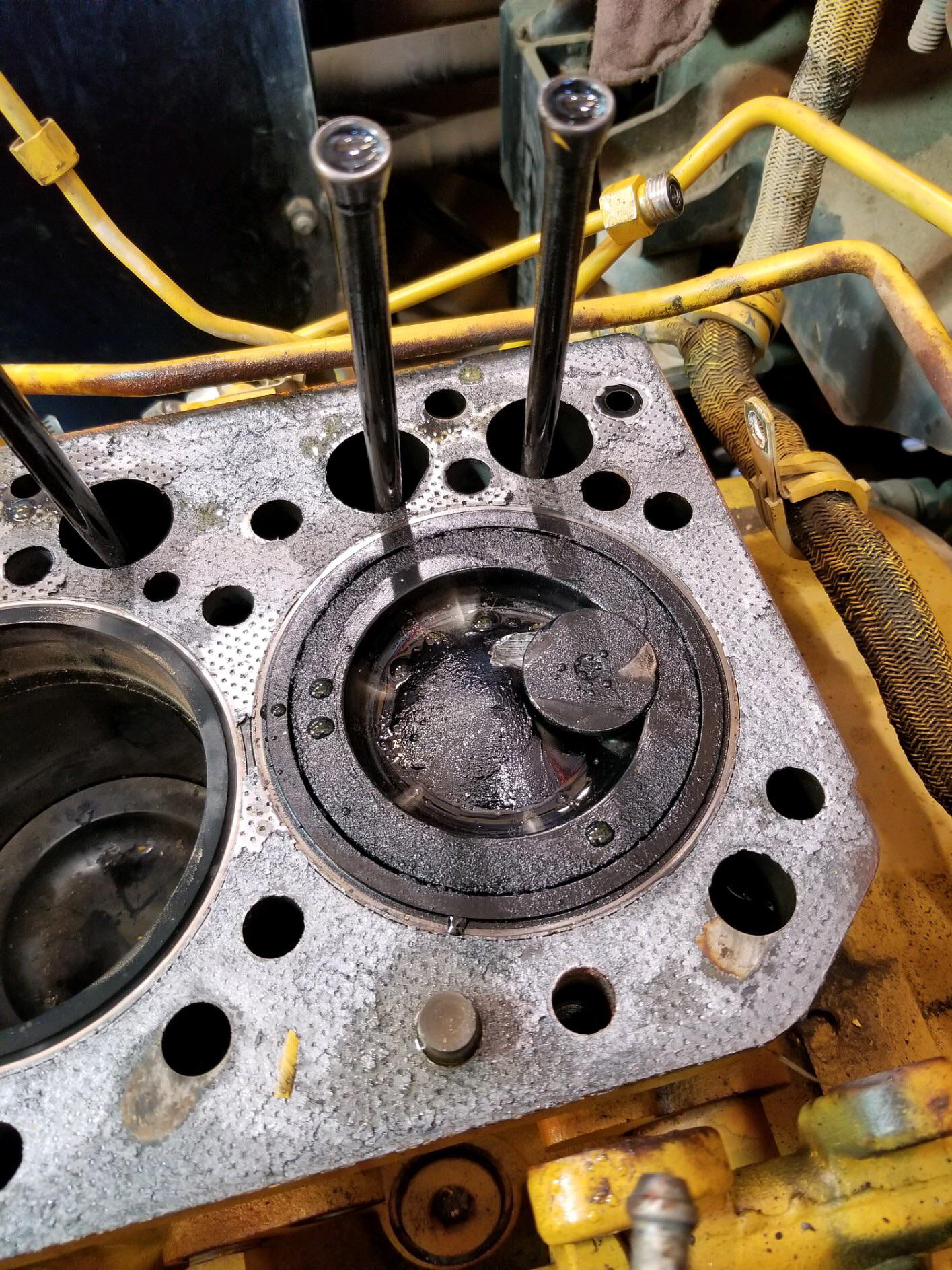 Deere 290 excavator engine. | Scrolller