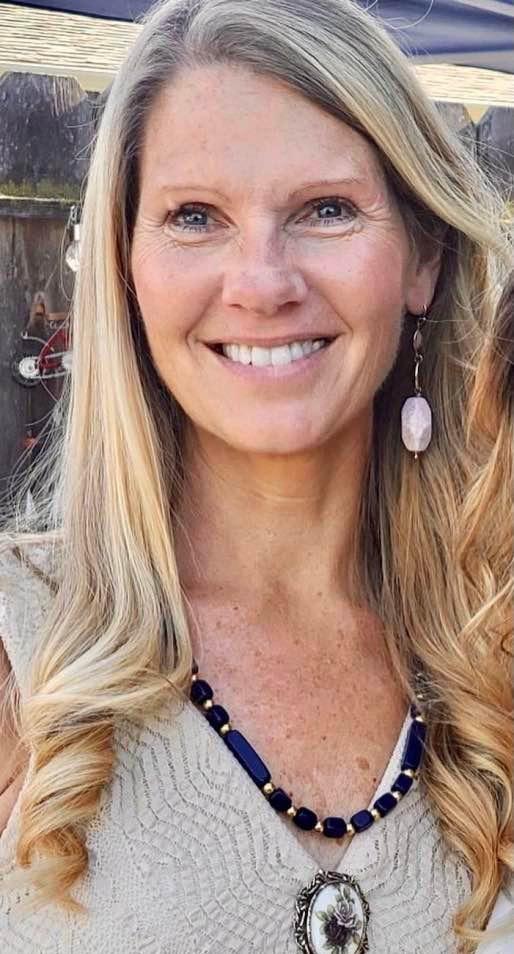 Definitely needs a facial | Scrolller