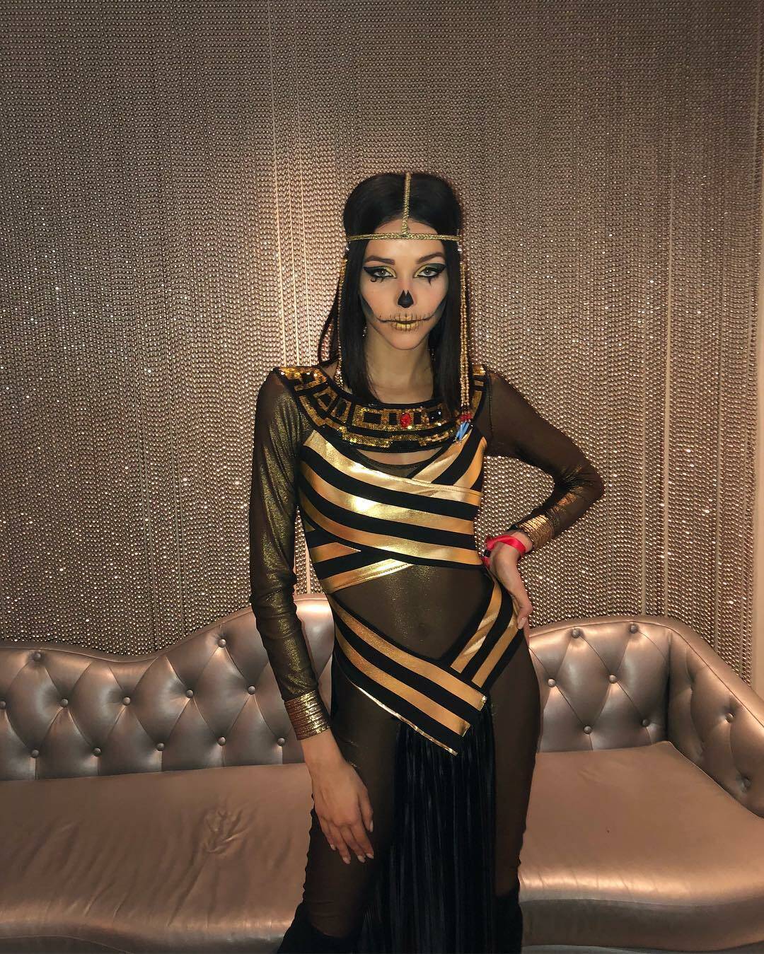 Delicate | Scrolller