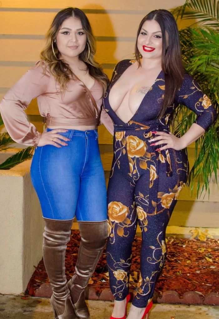 Denims or bodysuit | Scrolller