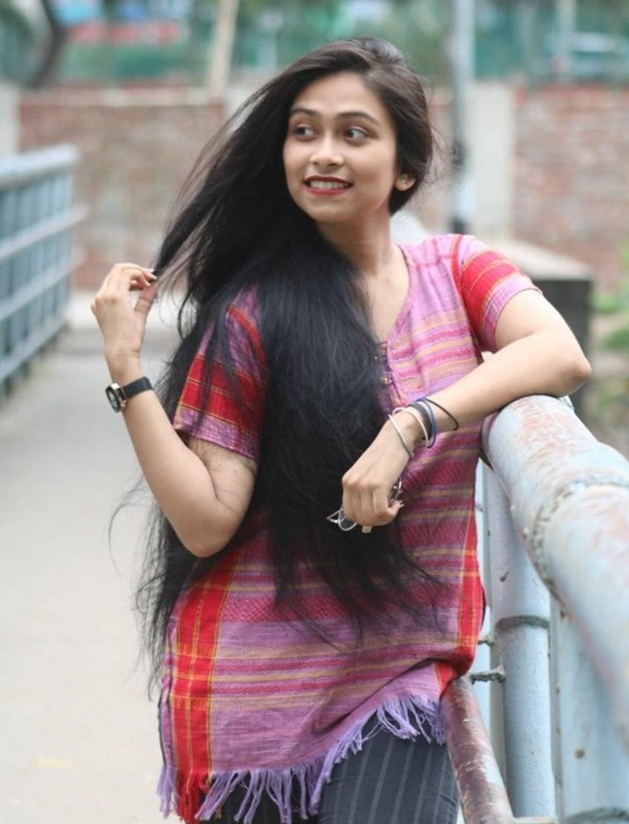 Desi Cute Girl ️😍 Full Album 👇👇 | Scrolller