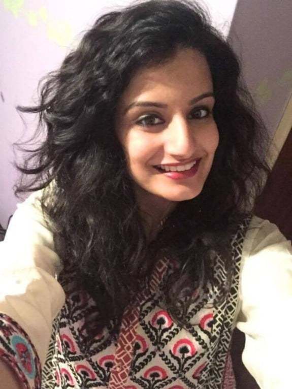 Desi Wife Exposed Some Pics Link In Comment Scrolller