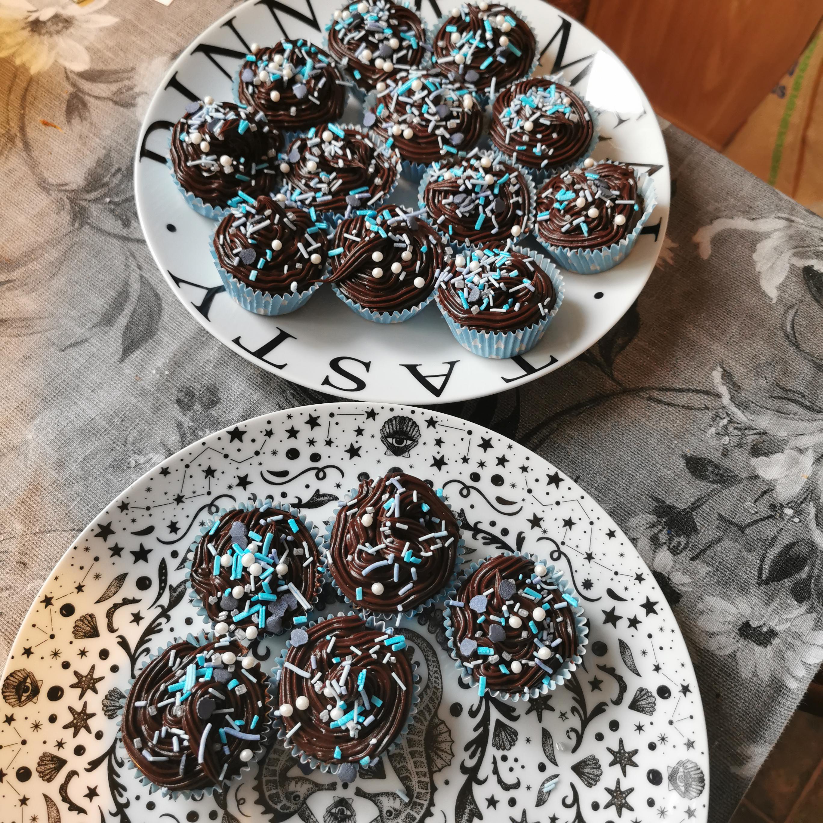 Devils food cupcakes with mermaid sprinkles | Scrolller