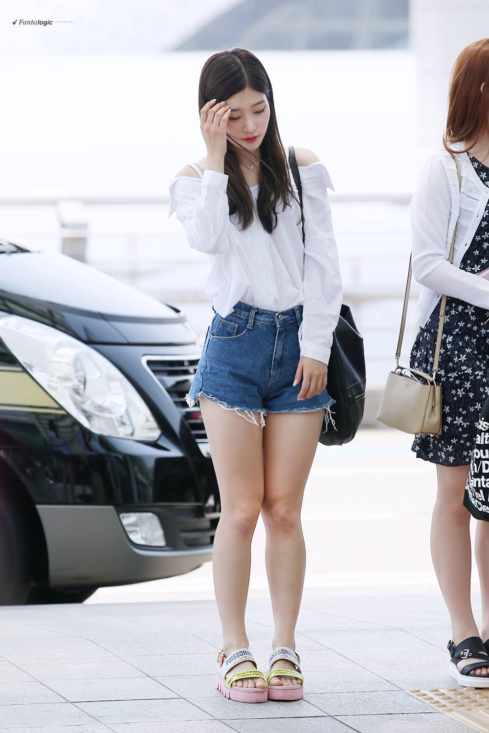 DIA - Chaeyeon | Scrolller