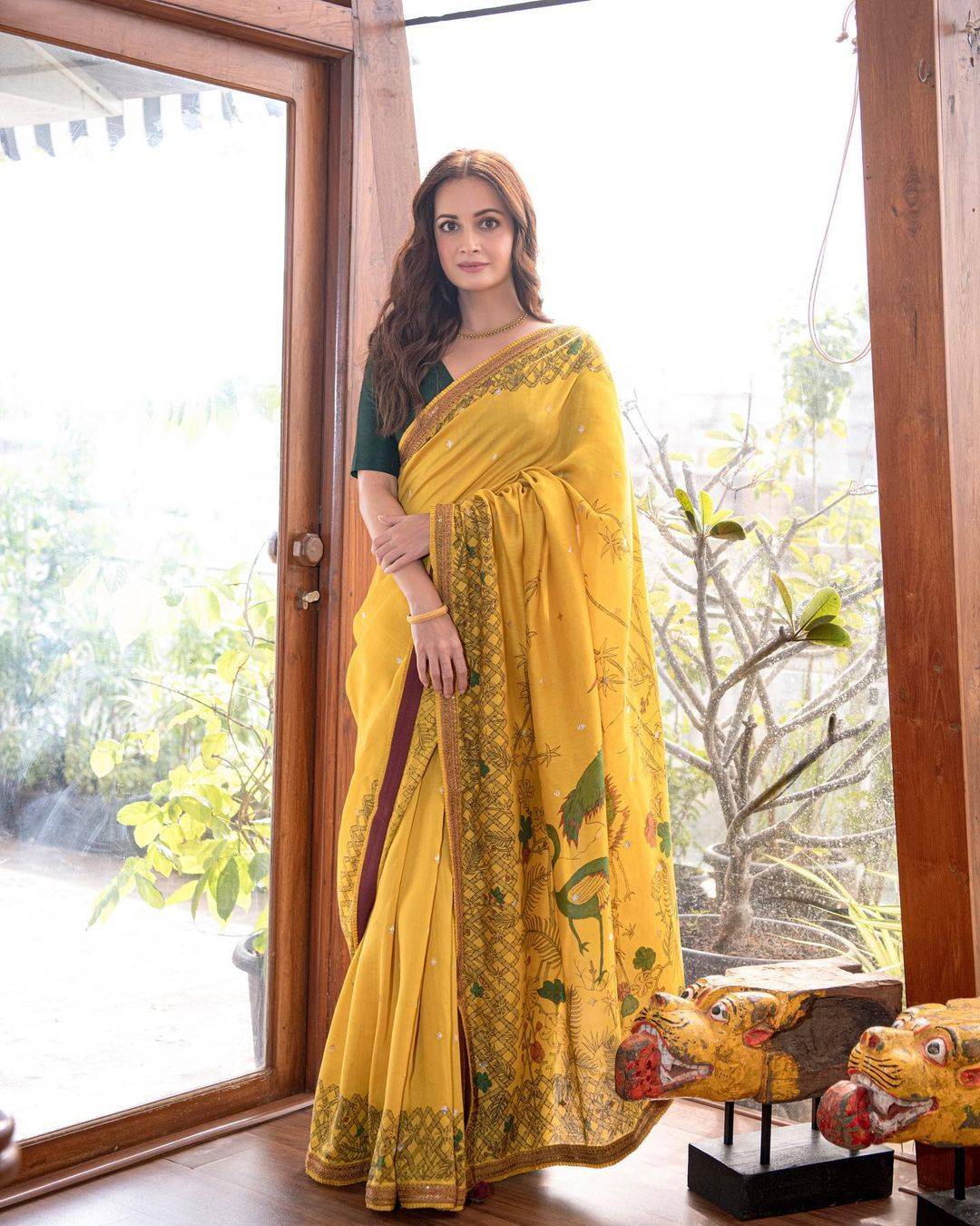 Dia Mirza In A Sareeёяшн Scrolller
