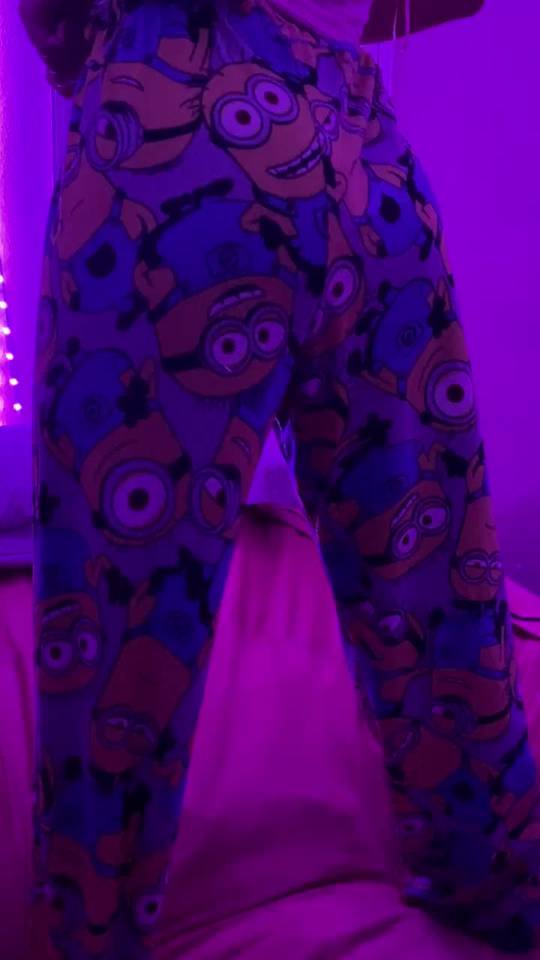 Do you like my minions pjs 😚 | Scrolller
