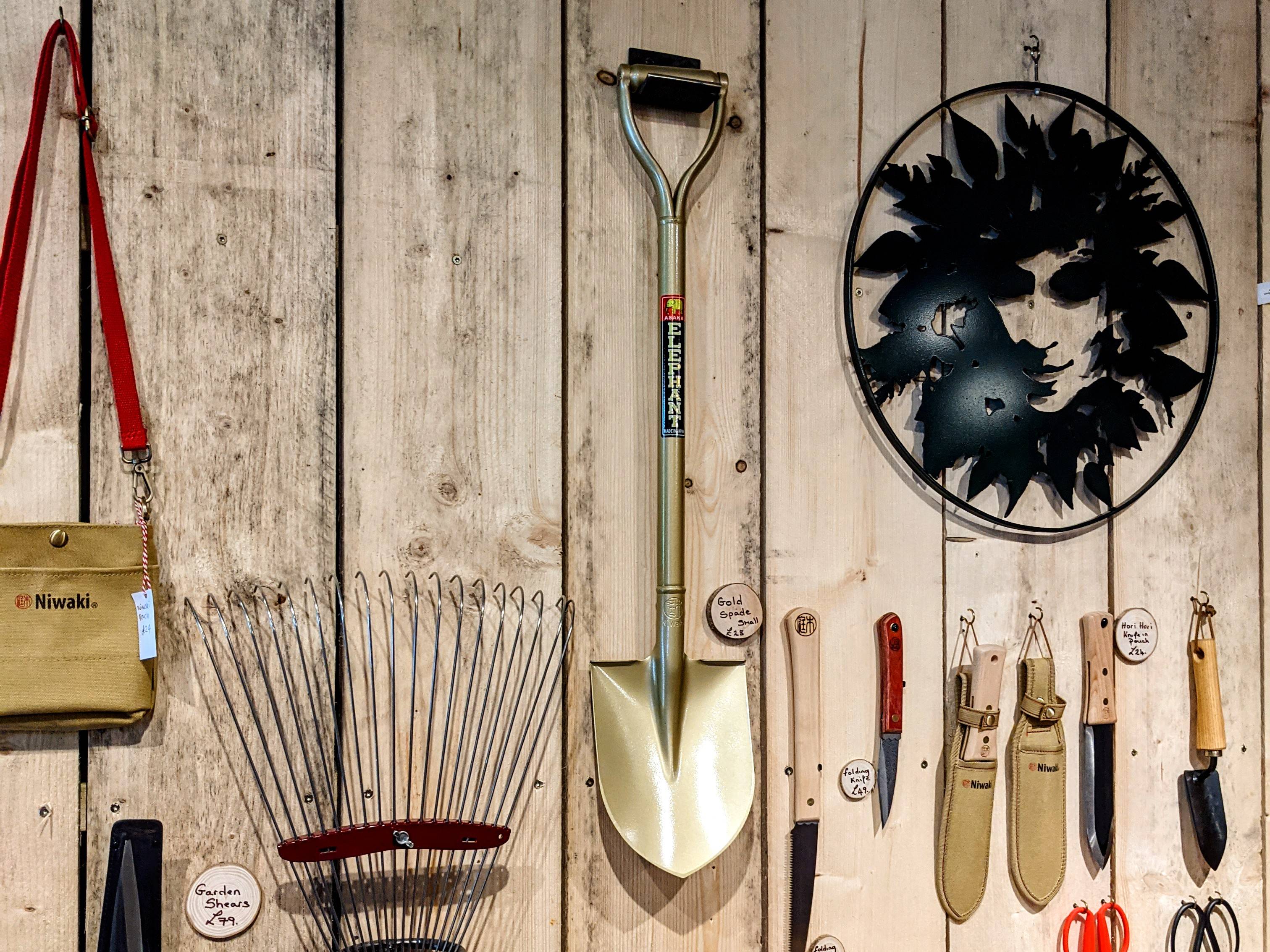 Dig yourself out! £28 | Scrolller