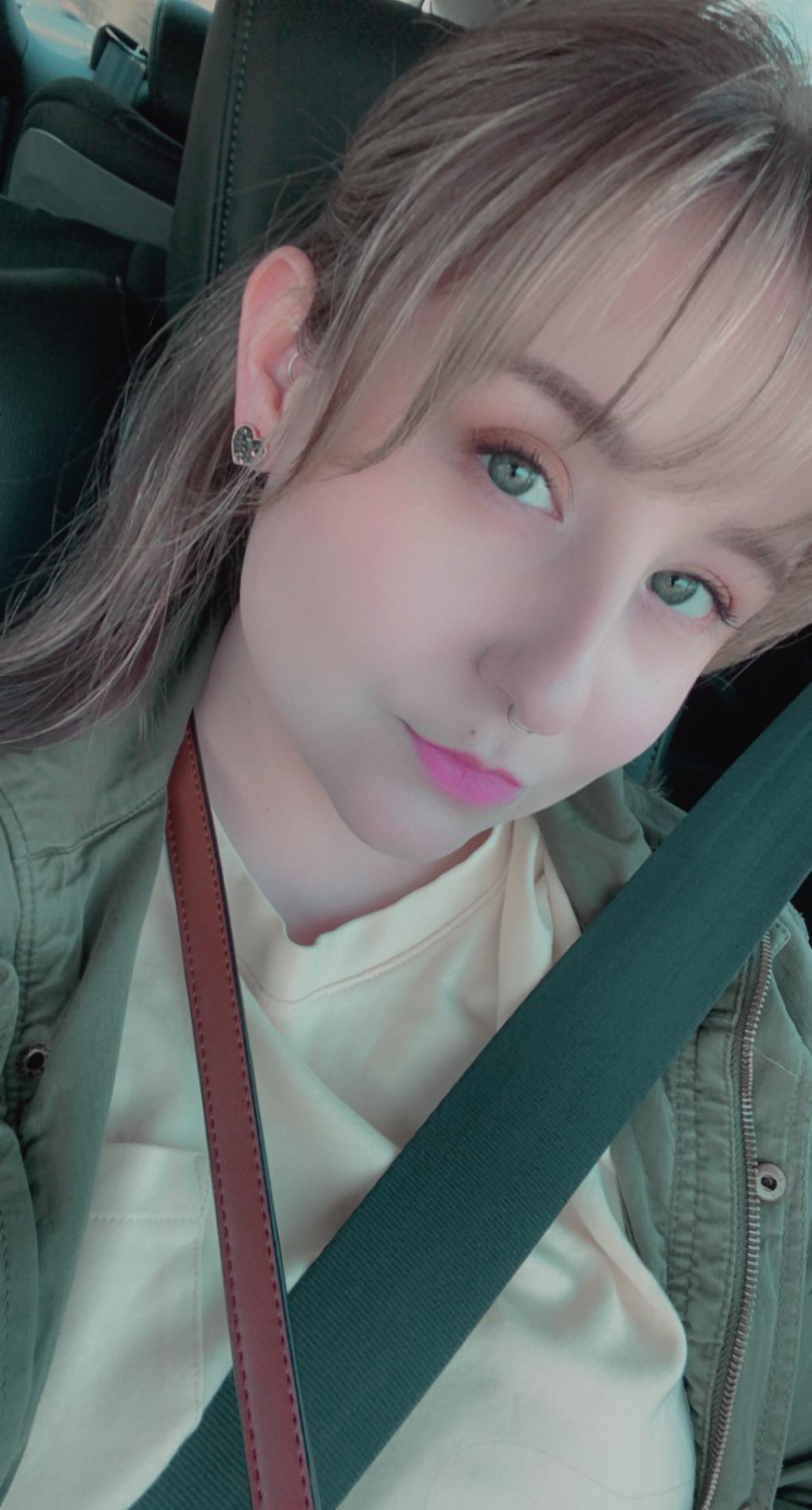 Digging my new haircut :-) [over 18] | Scrolller