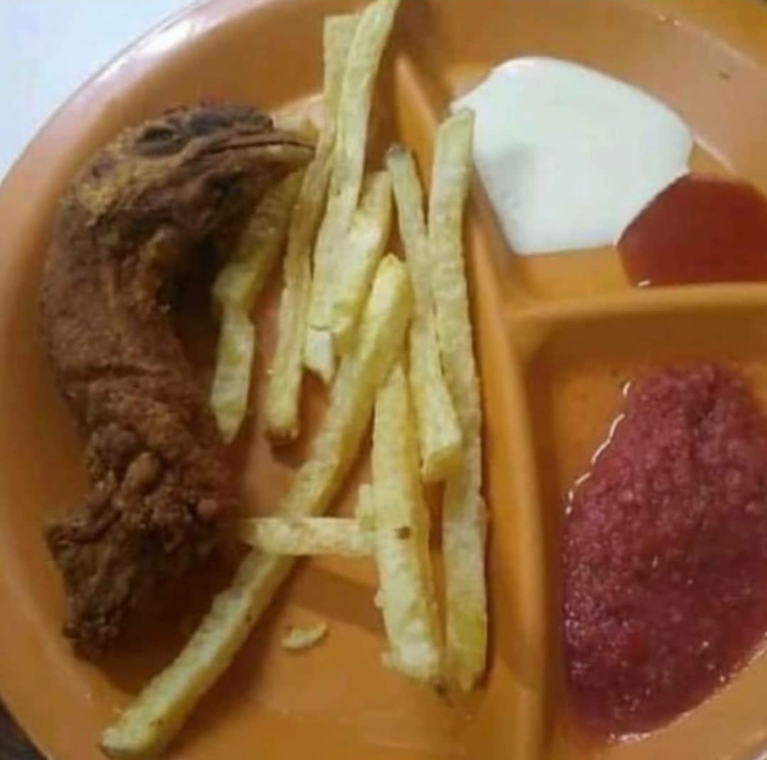 Dinner's ready! | Scrolller