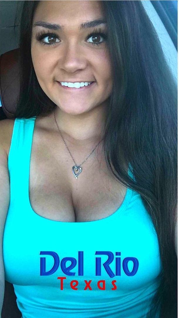 [discord] need hung bud to cam with as I feed more of her(nn) till you cum | Scrolller