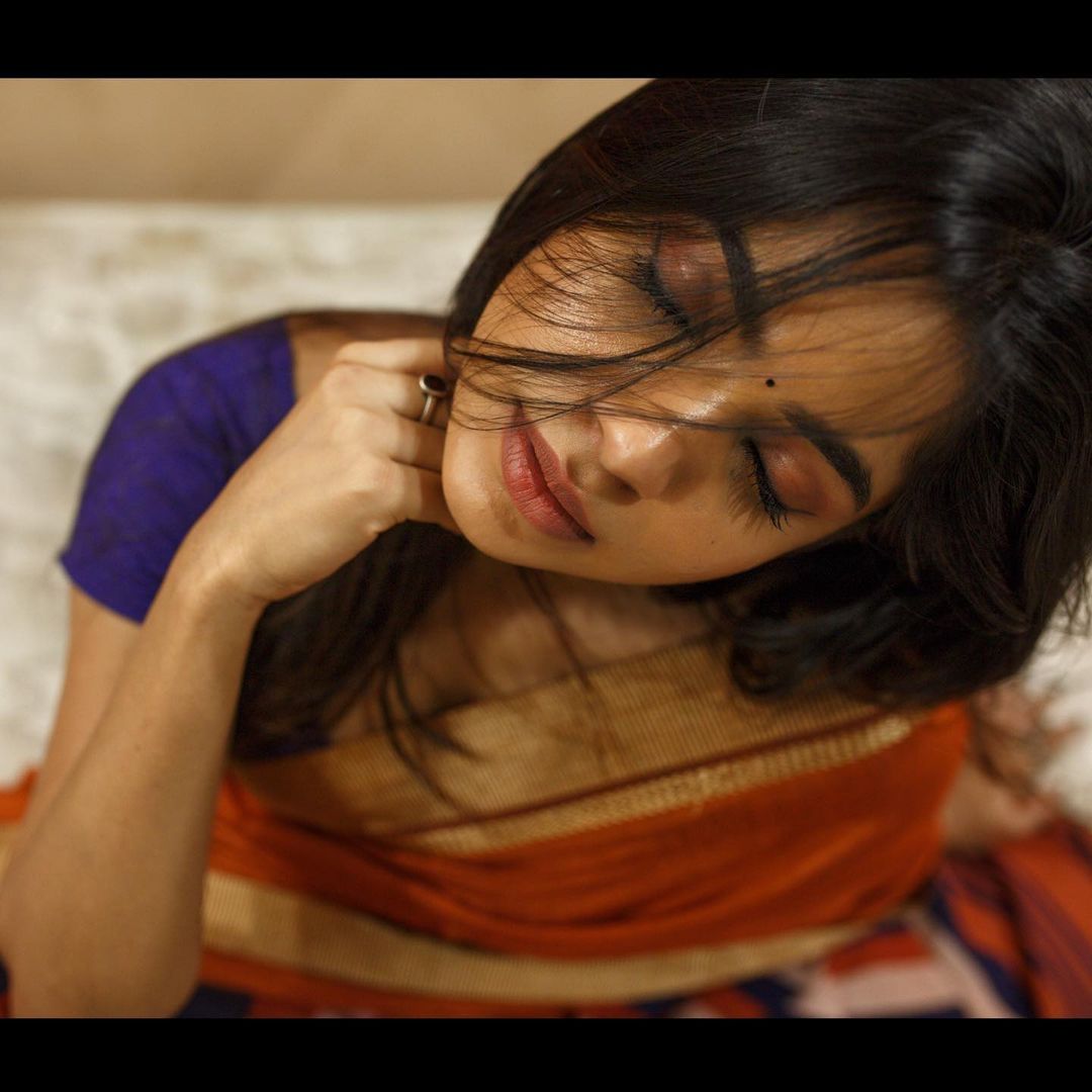 Divya Bharathi | Scrolller