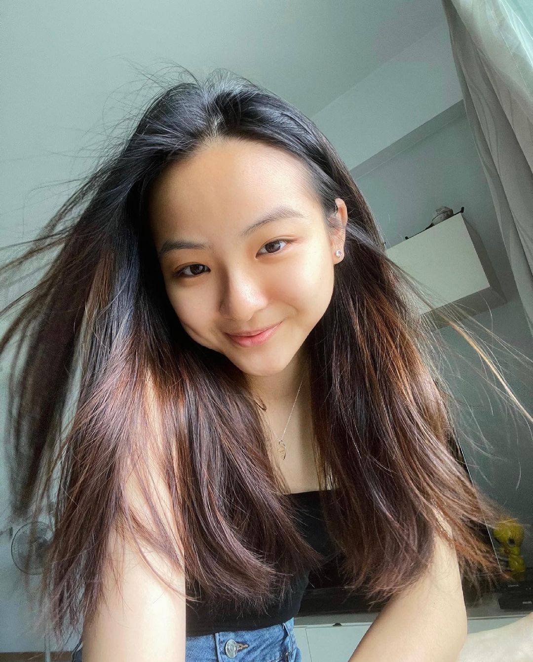 Dm me her ig please | Scrolller