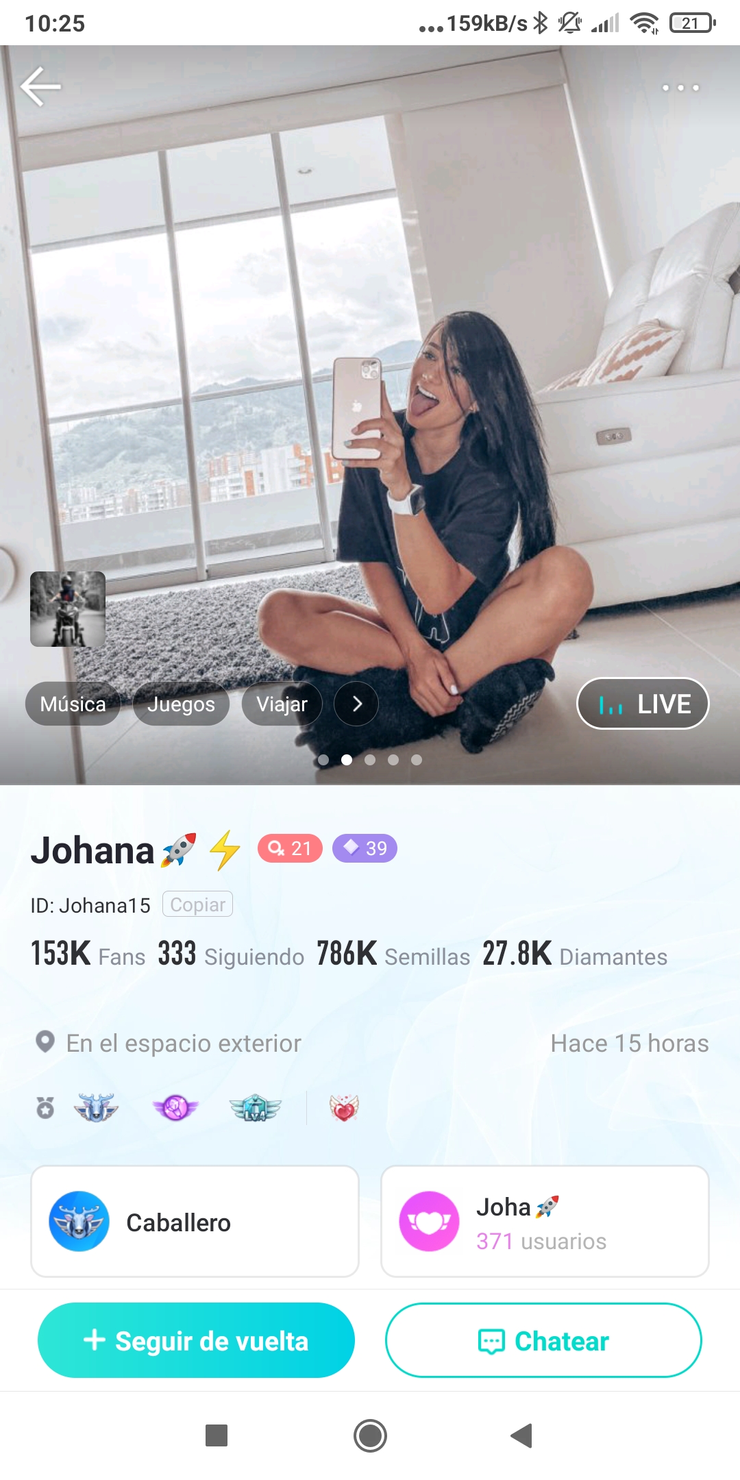 Do anyone have anything on her? | Scrolller