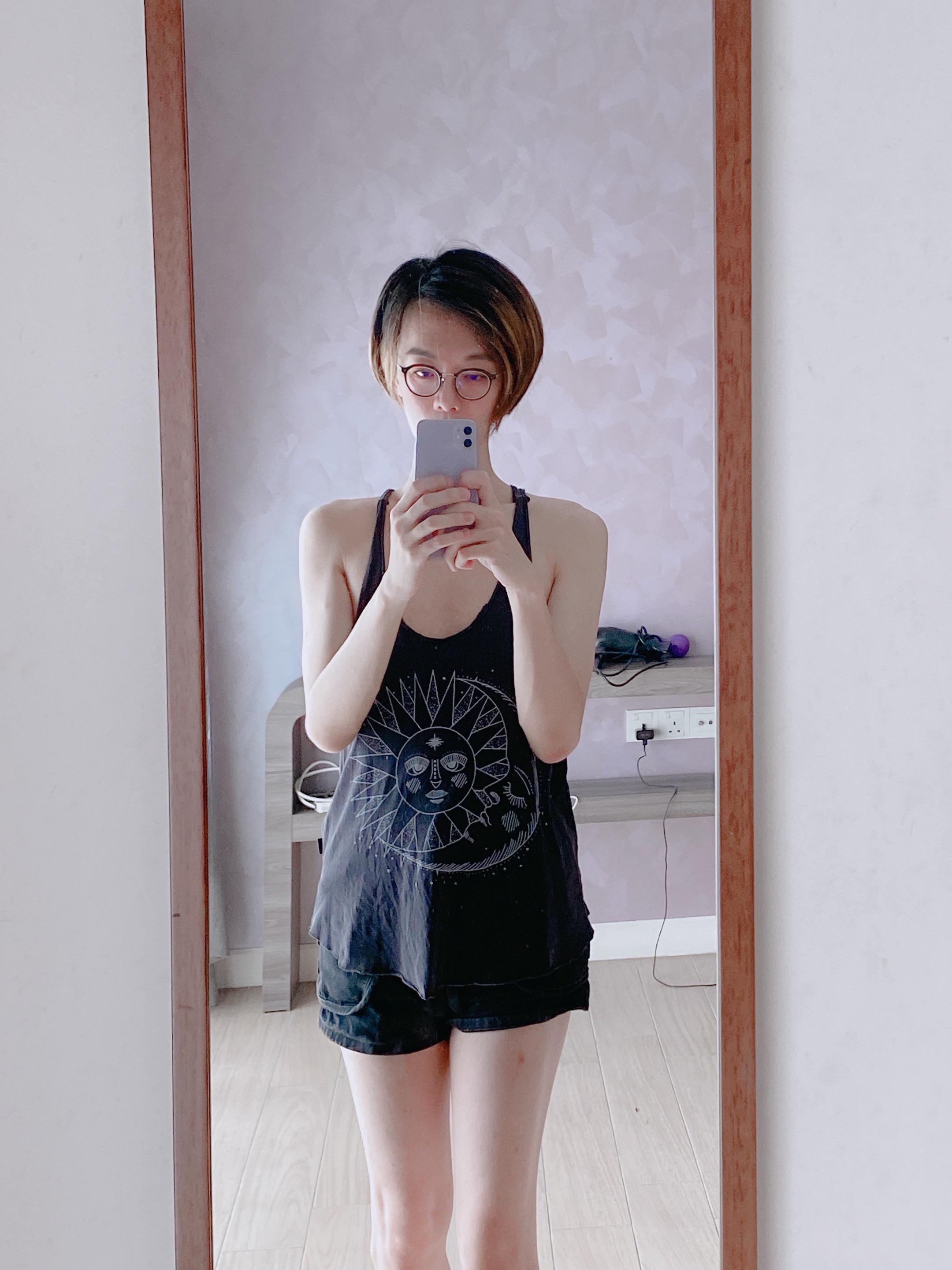 do I look feminine | Scrolller