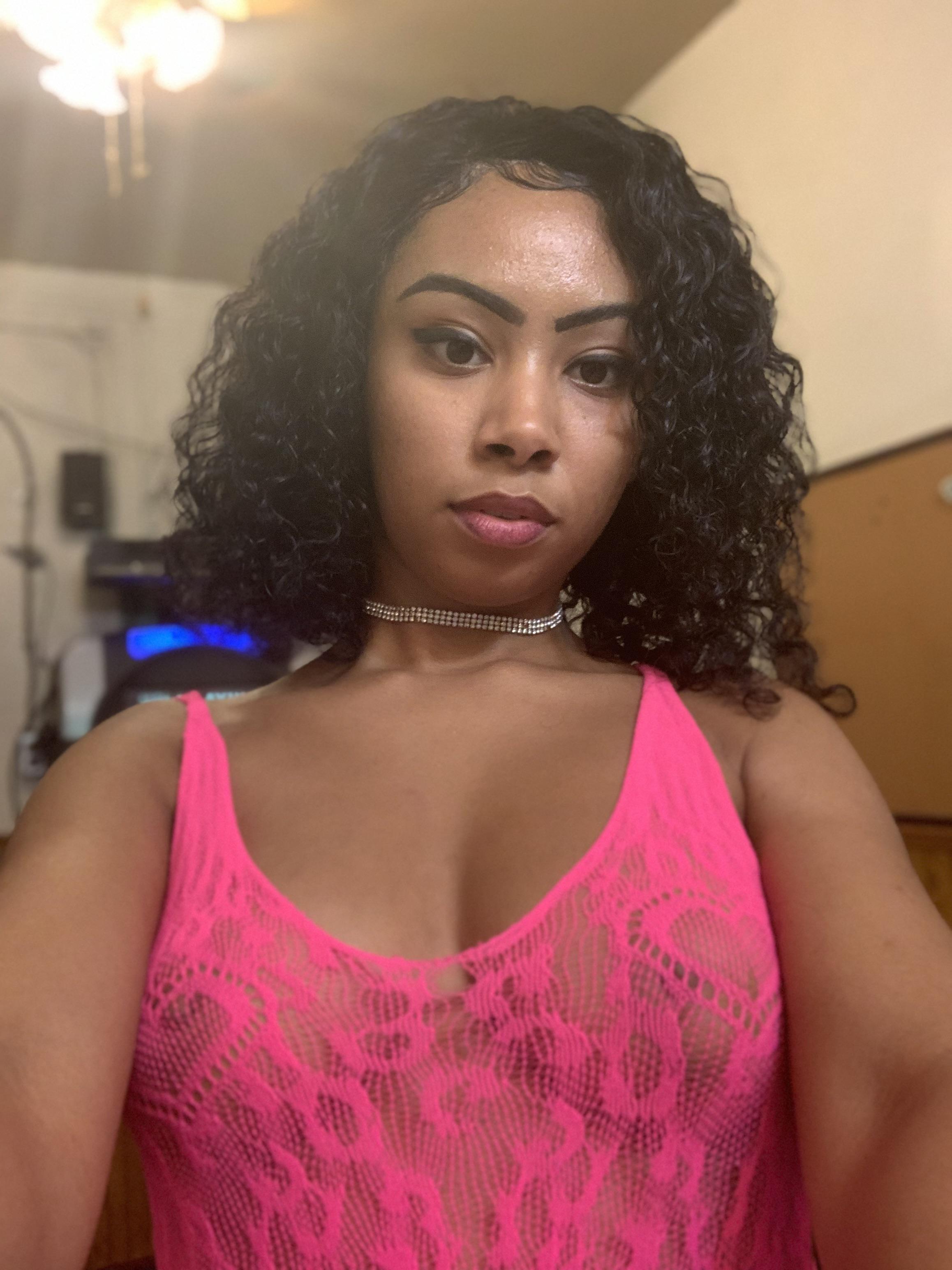 Do my nipples look tasty? | Scrolller