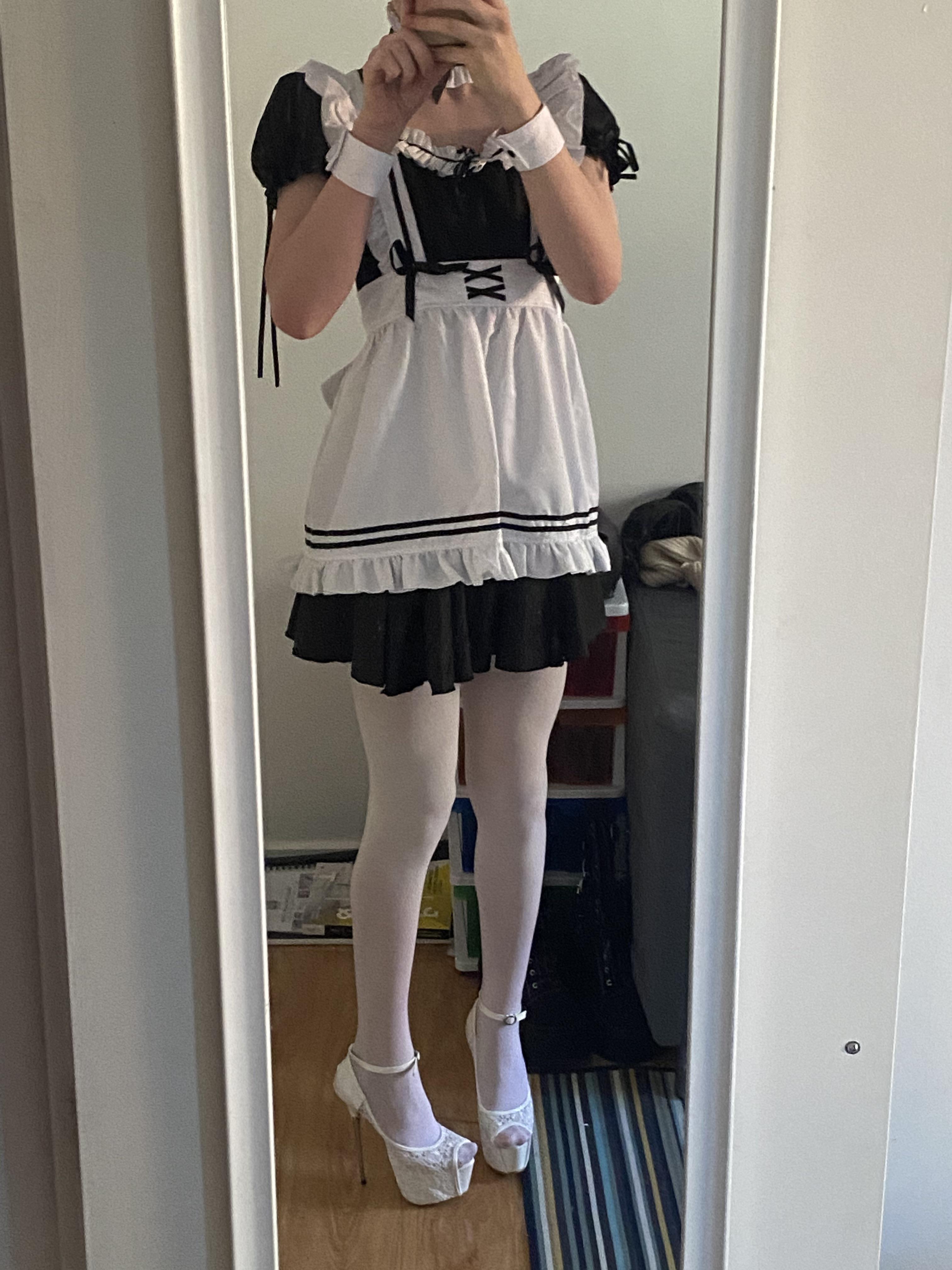 Do u like my new heels daddy? | Scrolller