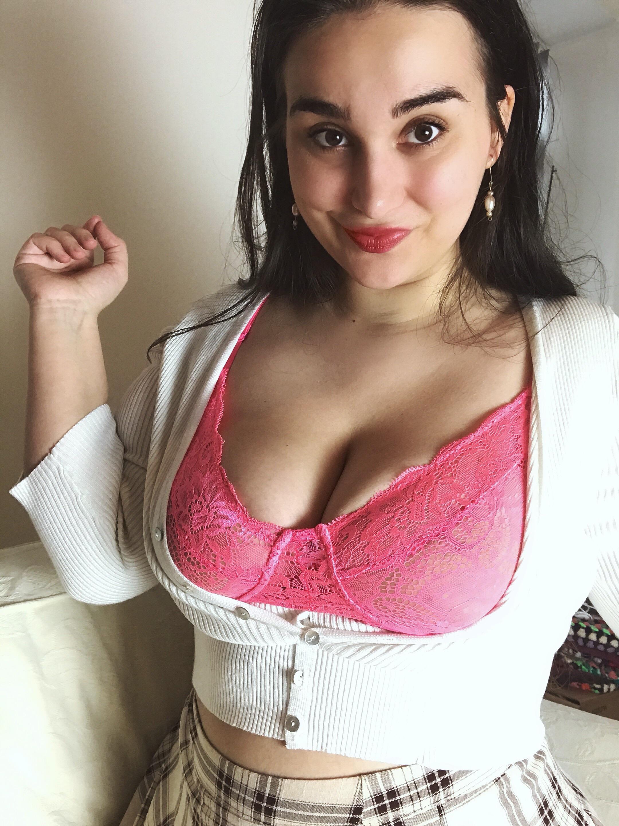 Do we have any classes together? 💖 | Scrolller