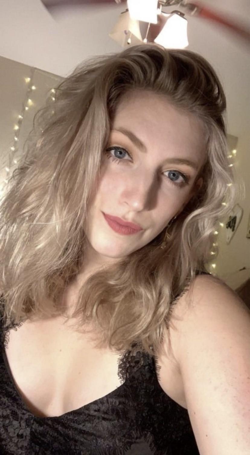 Do you count these as dick sucking lips? | Scrolller