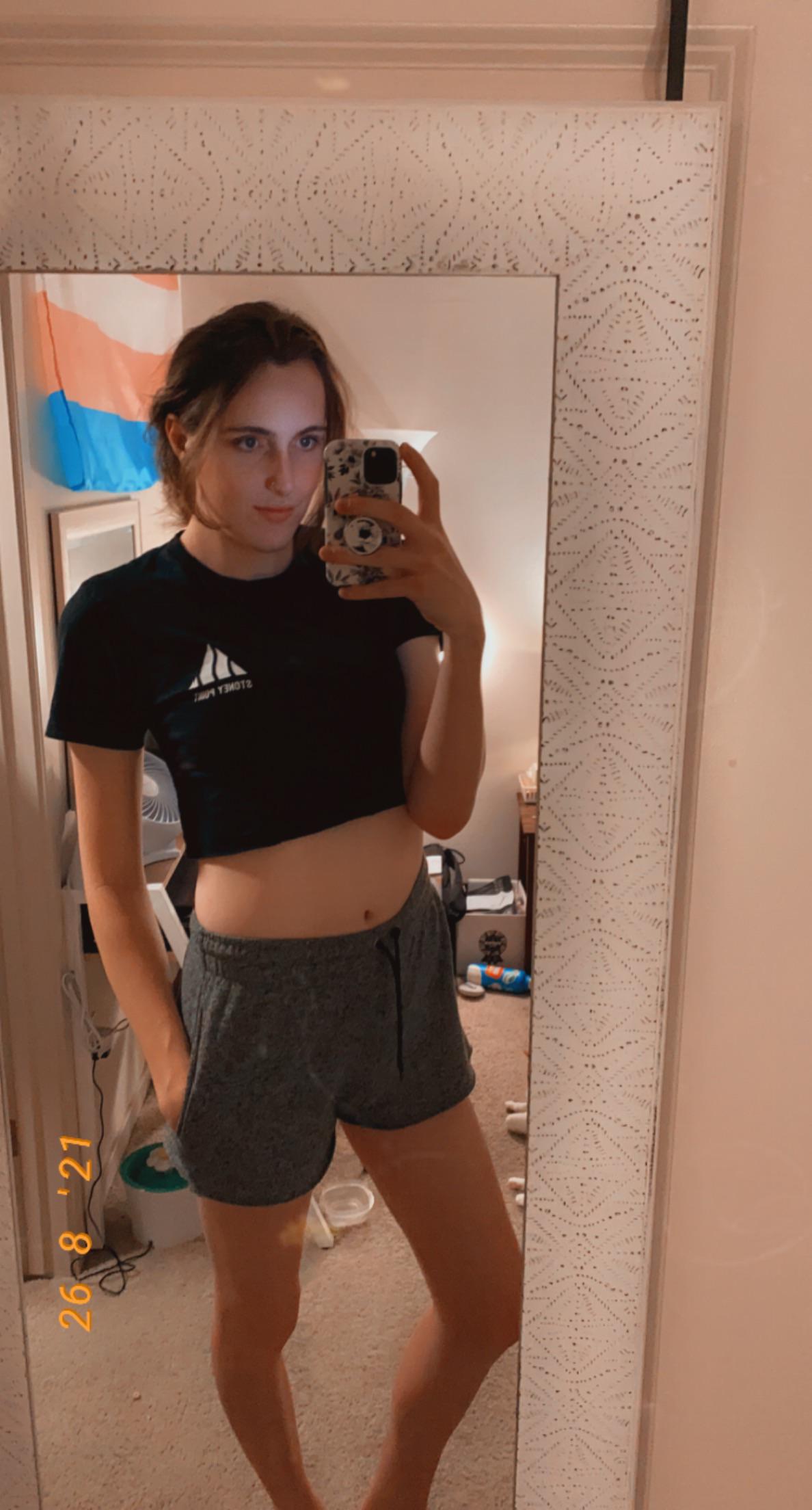 do you like my long long legs? 🙈 | Scrolller