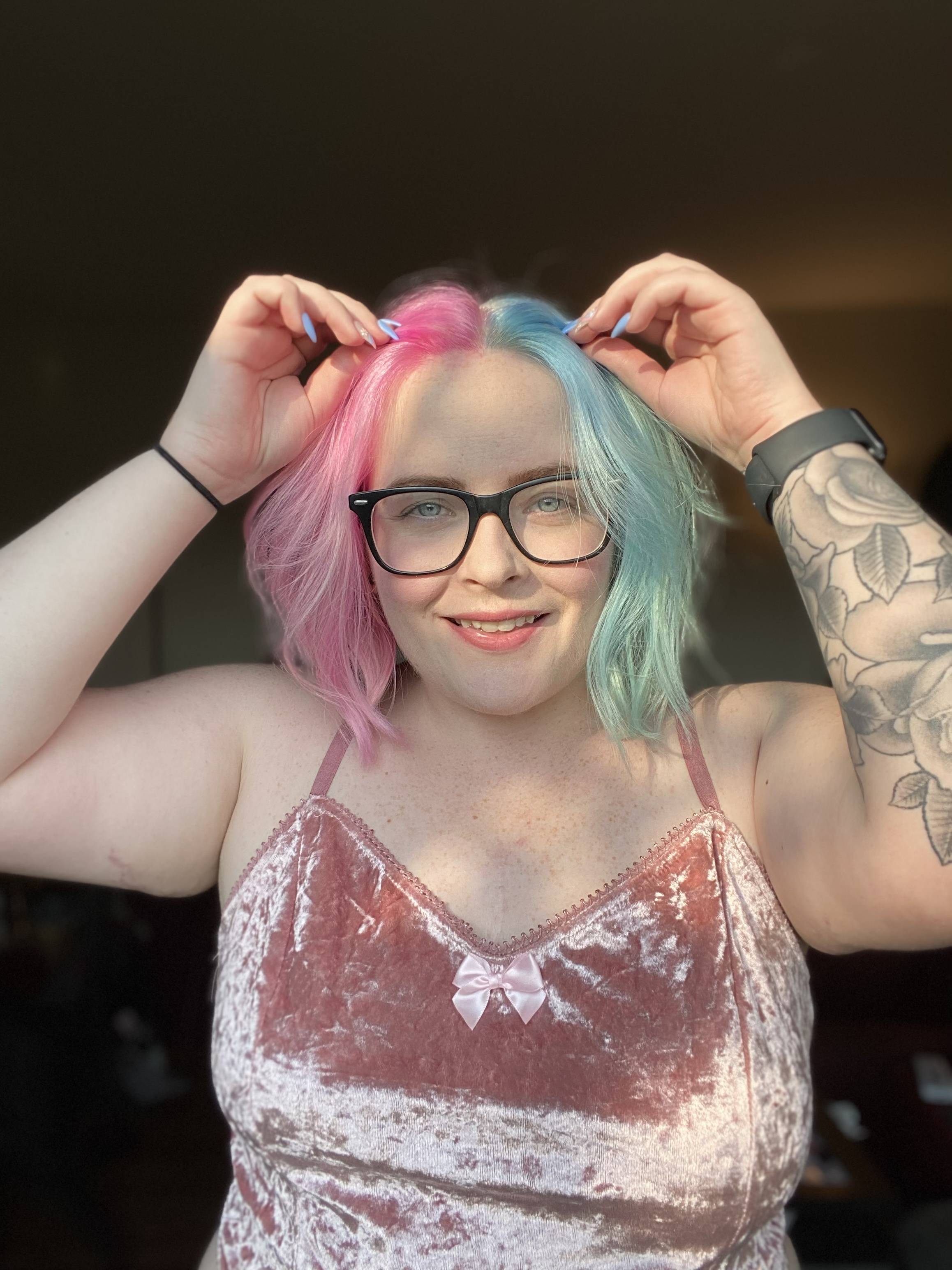 Do you like my new hair? | Scrolller