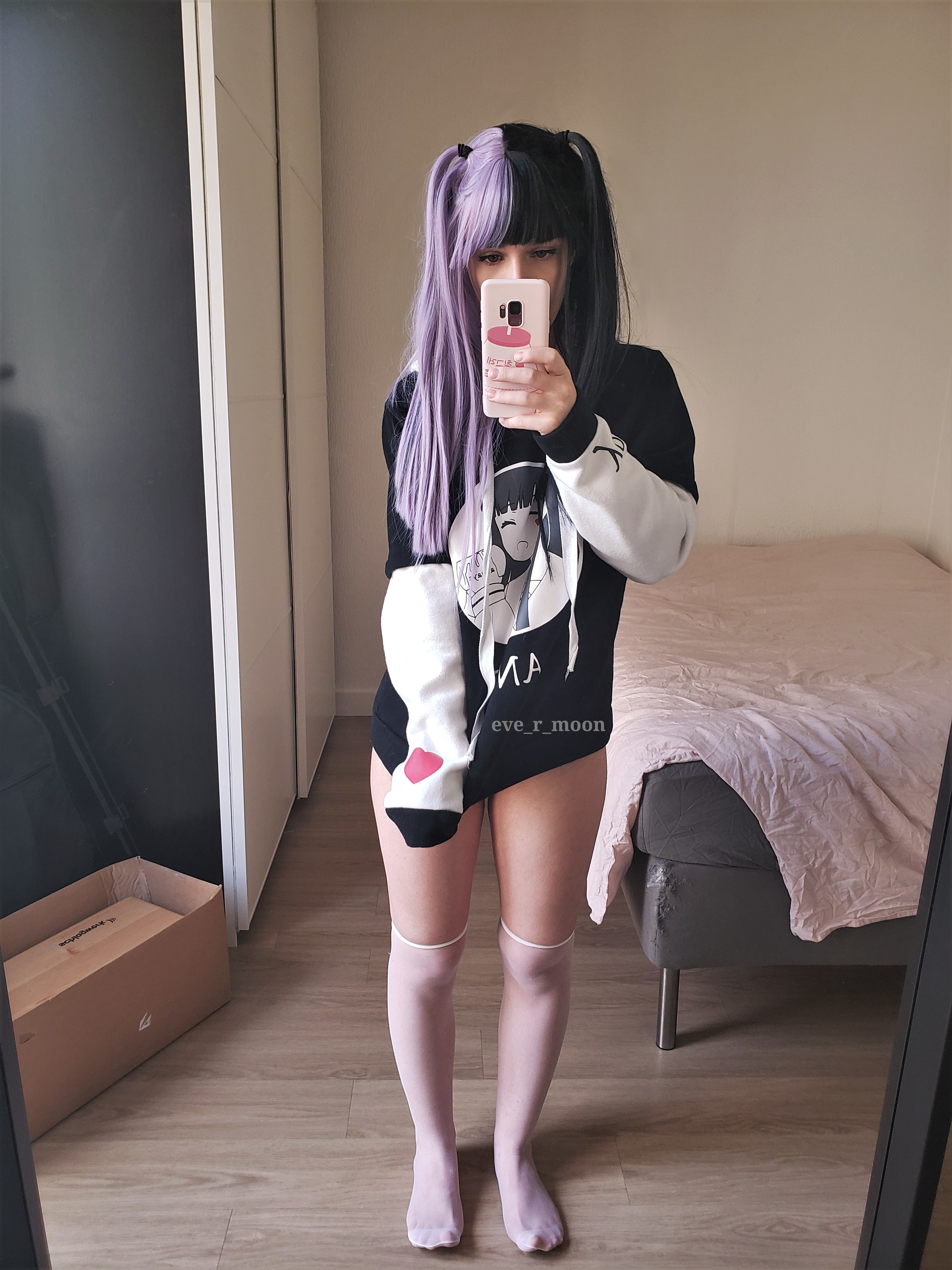 Do You Like My New Outfit 3 [f] Scrolller